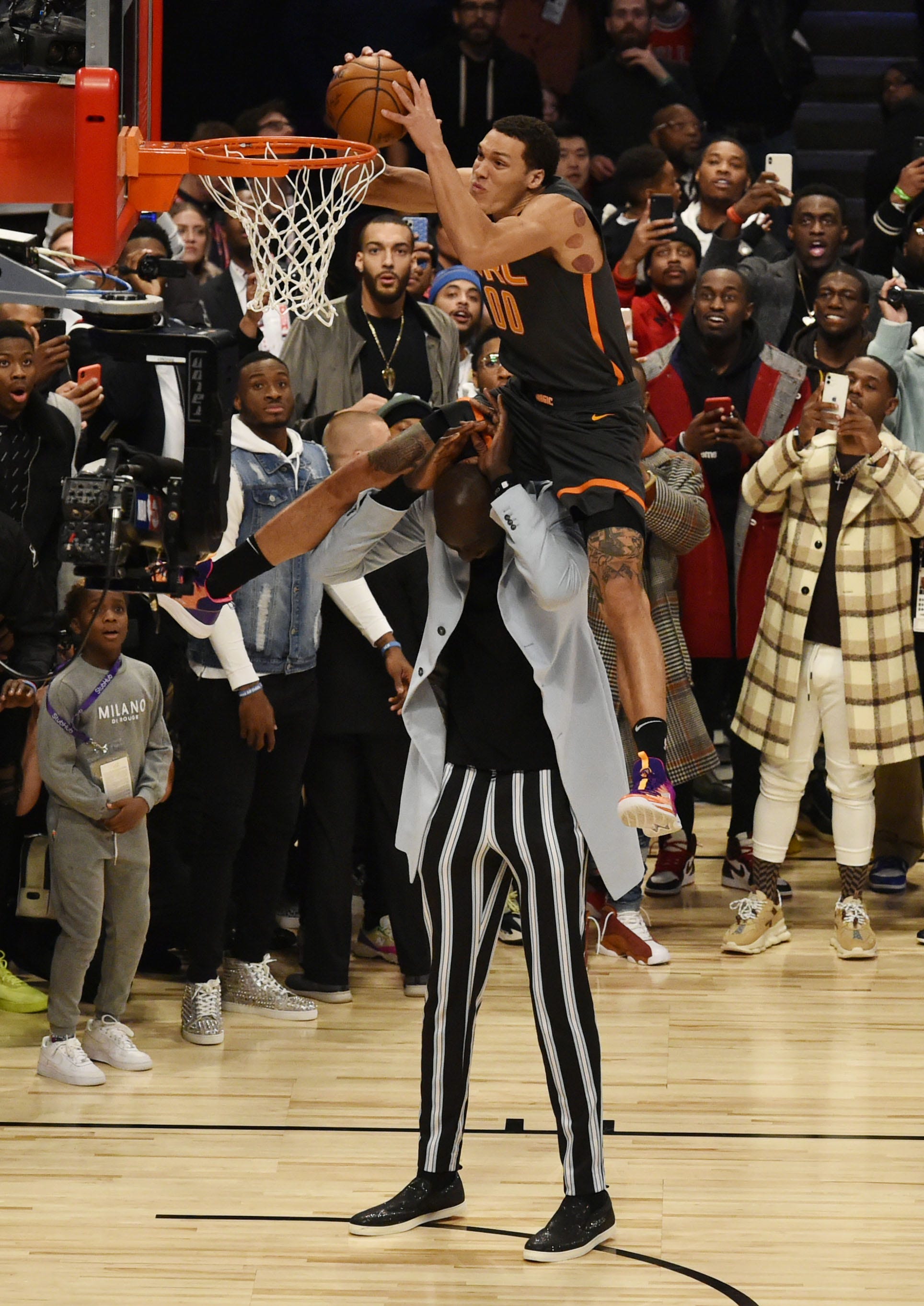 Aaron Gordon diss track calls out Dwyane Wade, NBA dunk contest judges