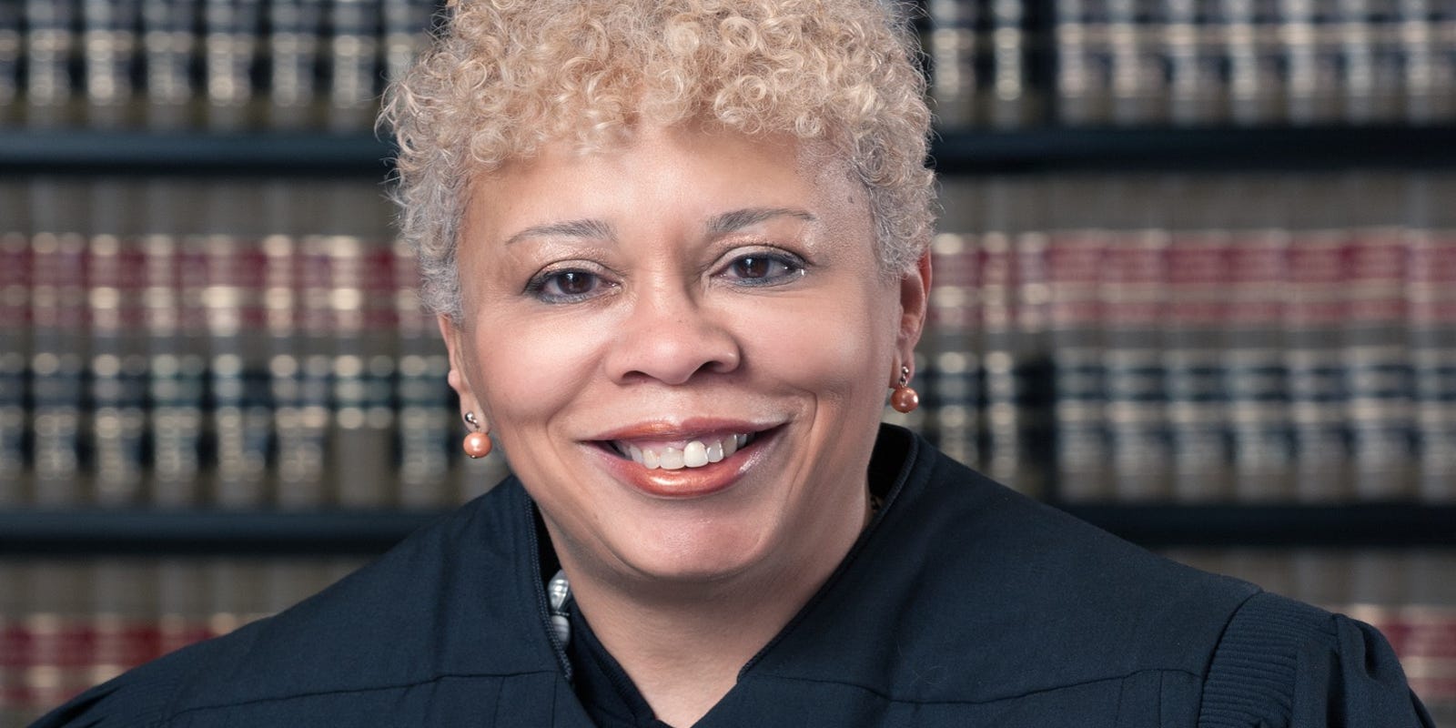 Democrat Judge rules in favor of Whitmer in Republican-led lawsuit ...