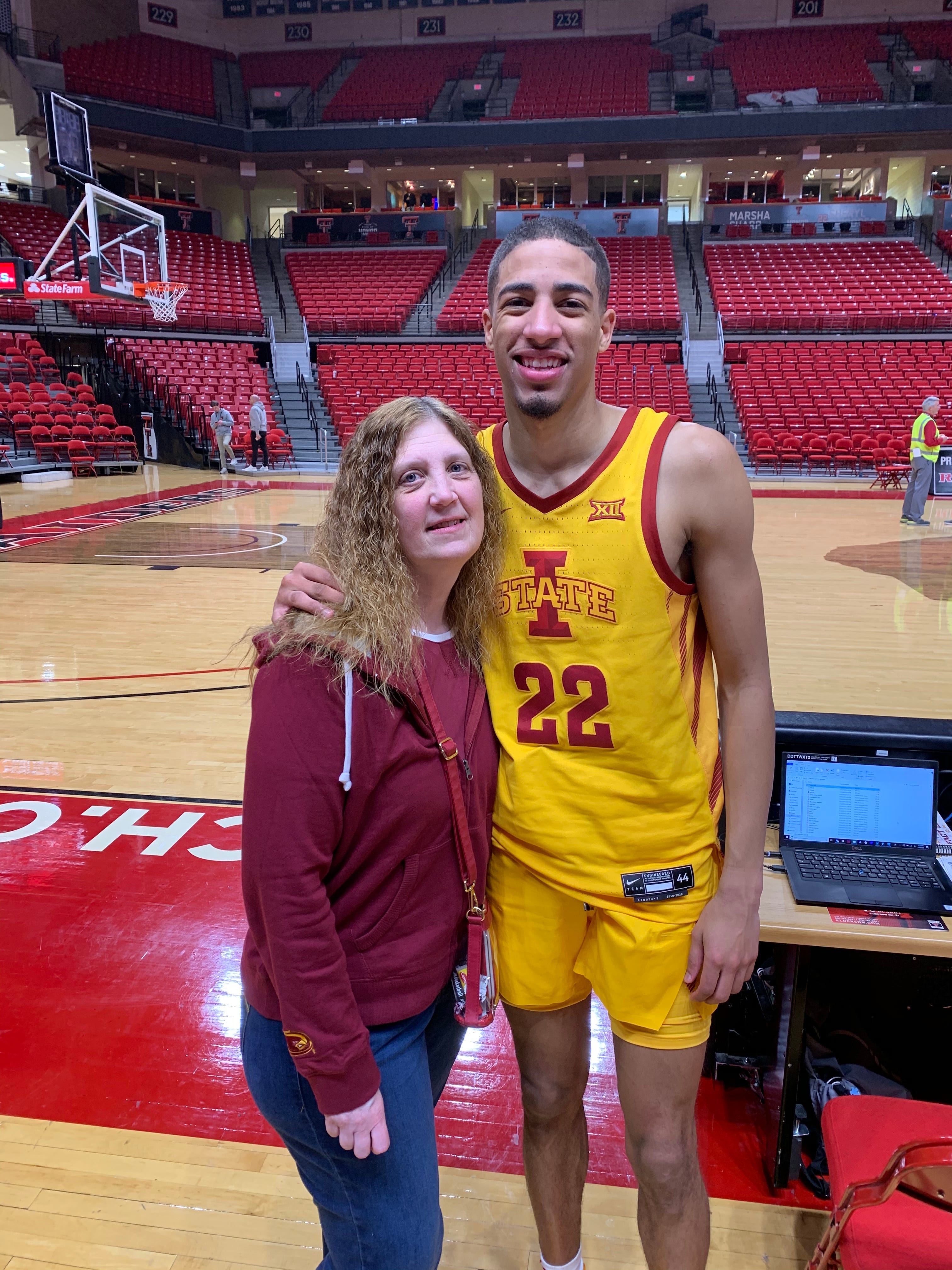 Tyrese Haliburton chases NBA Draft, hoops dreams with his 'superhero' mom