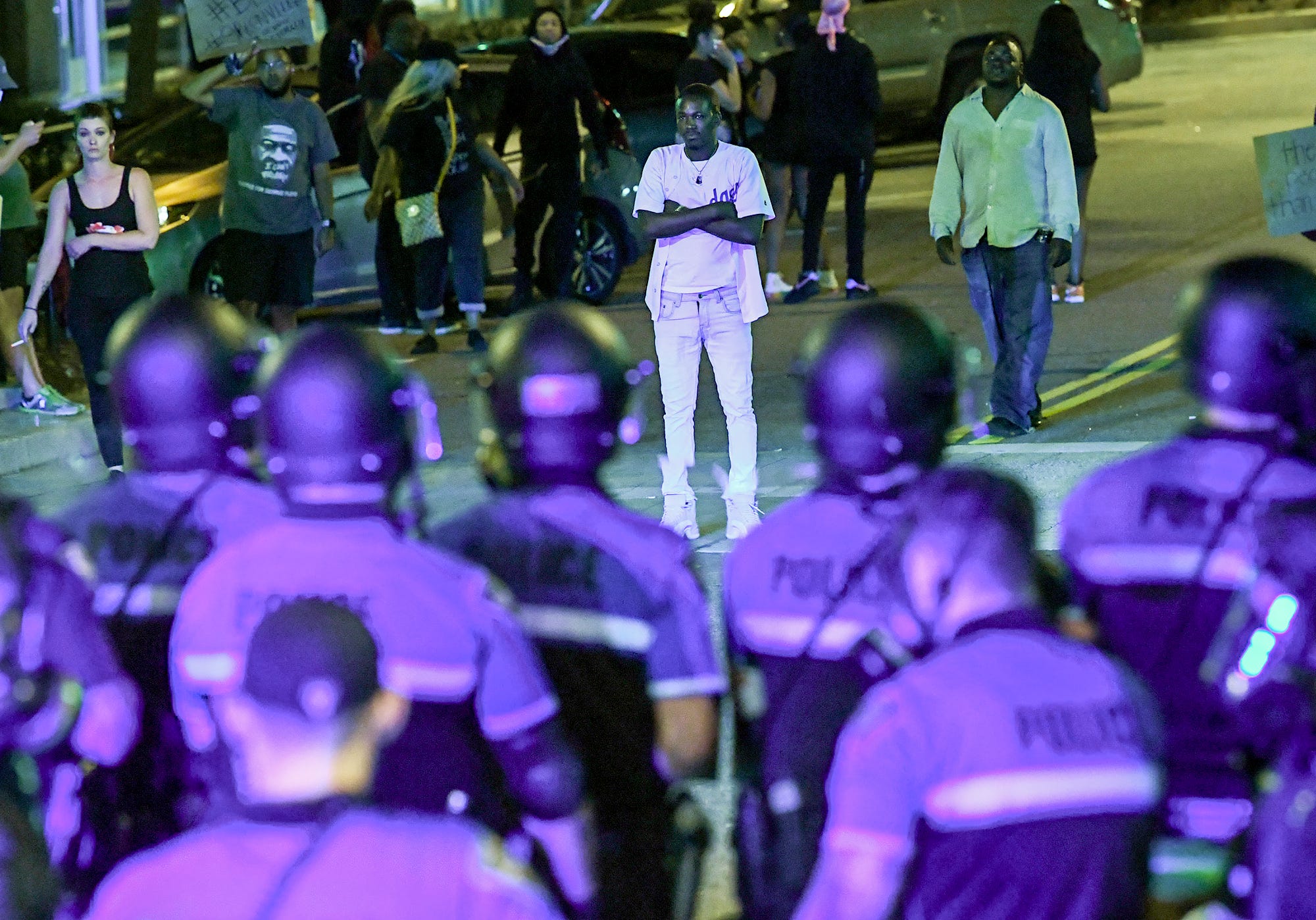 George Floyd protests: 19 striking moments from the week's protests