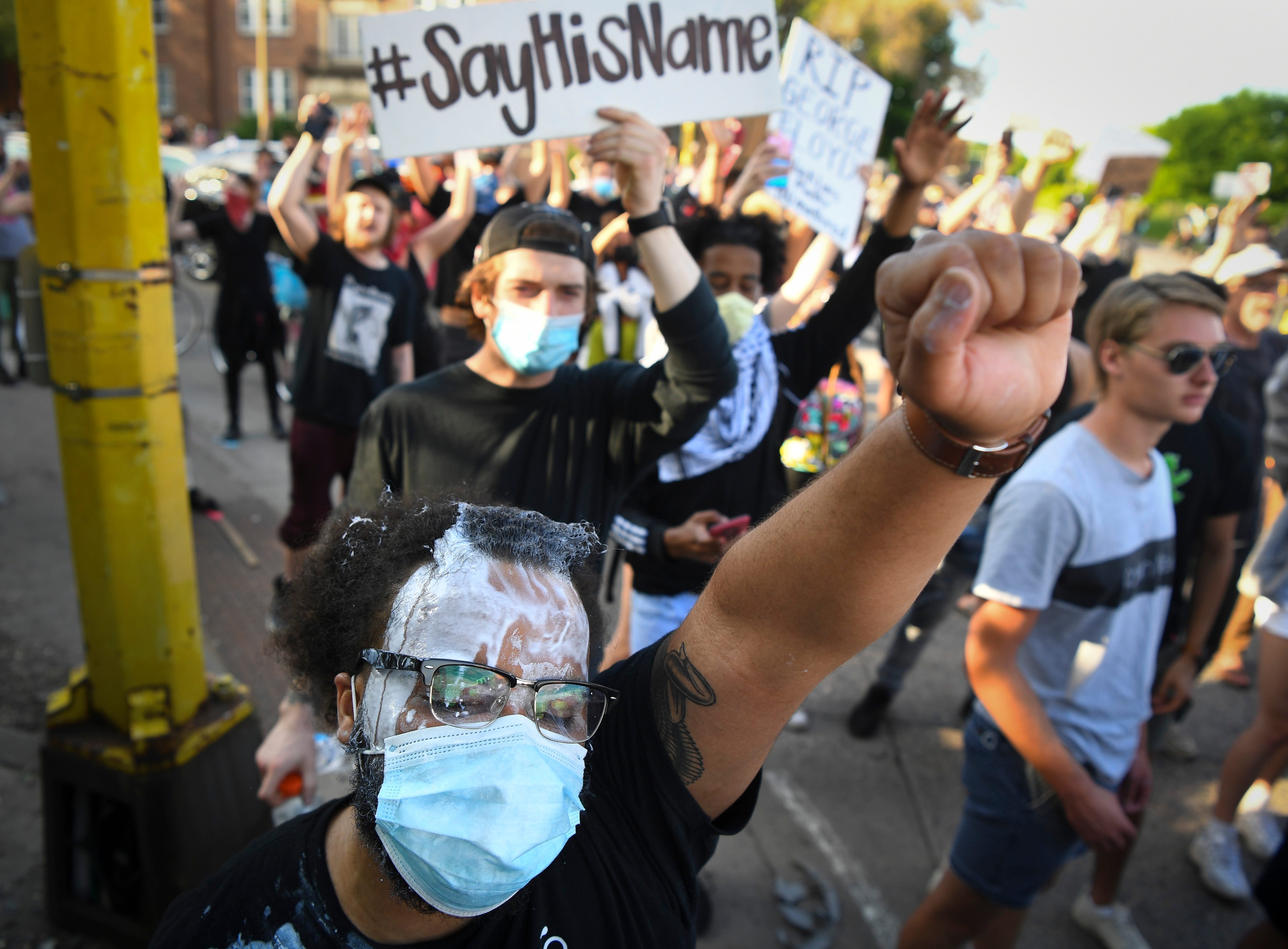 George Floyd protests: 19 striking moments from the week's protests