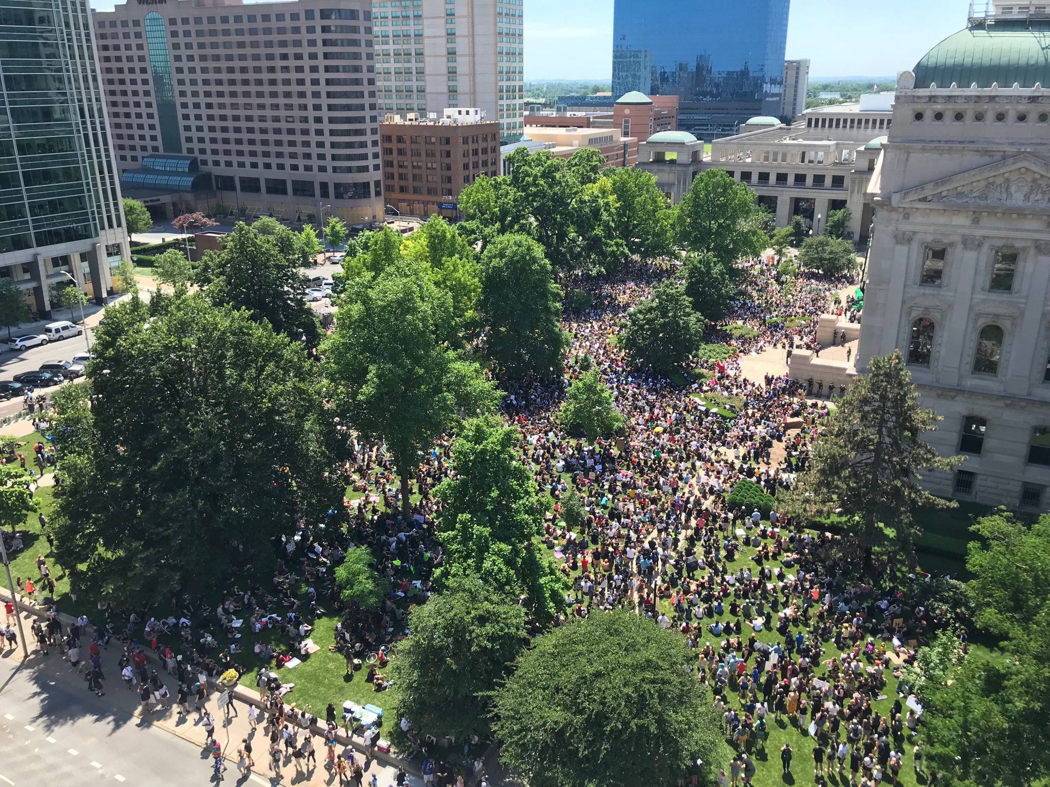 Indianapolis community leaders offer ways to make city better