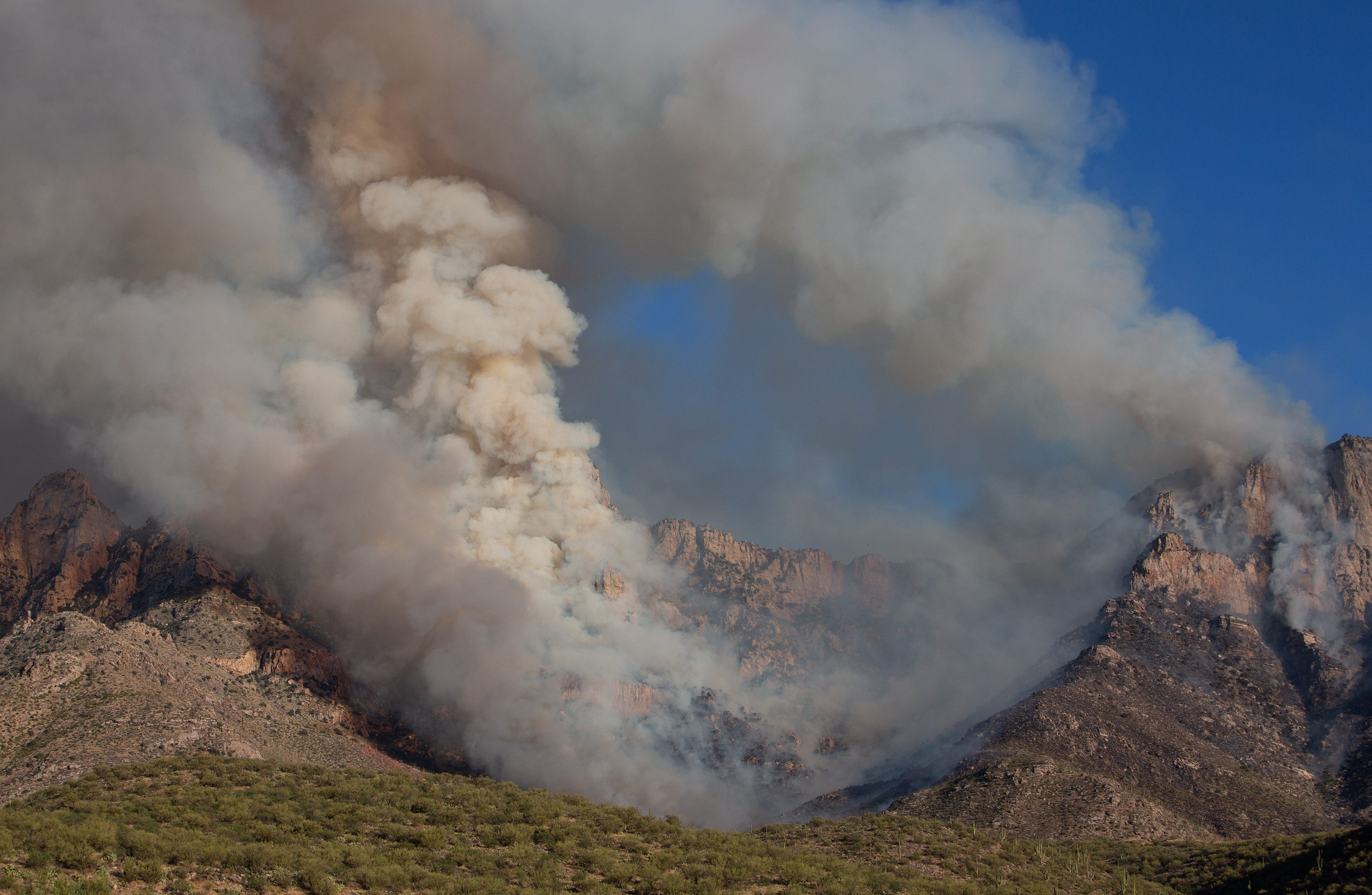 Bighorn Fire,Tortolita Fire burn outside Tucson
