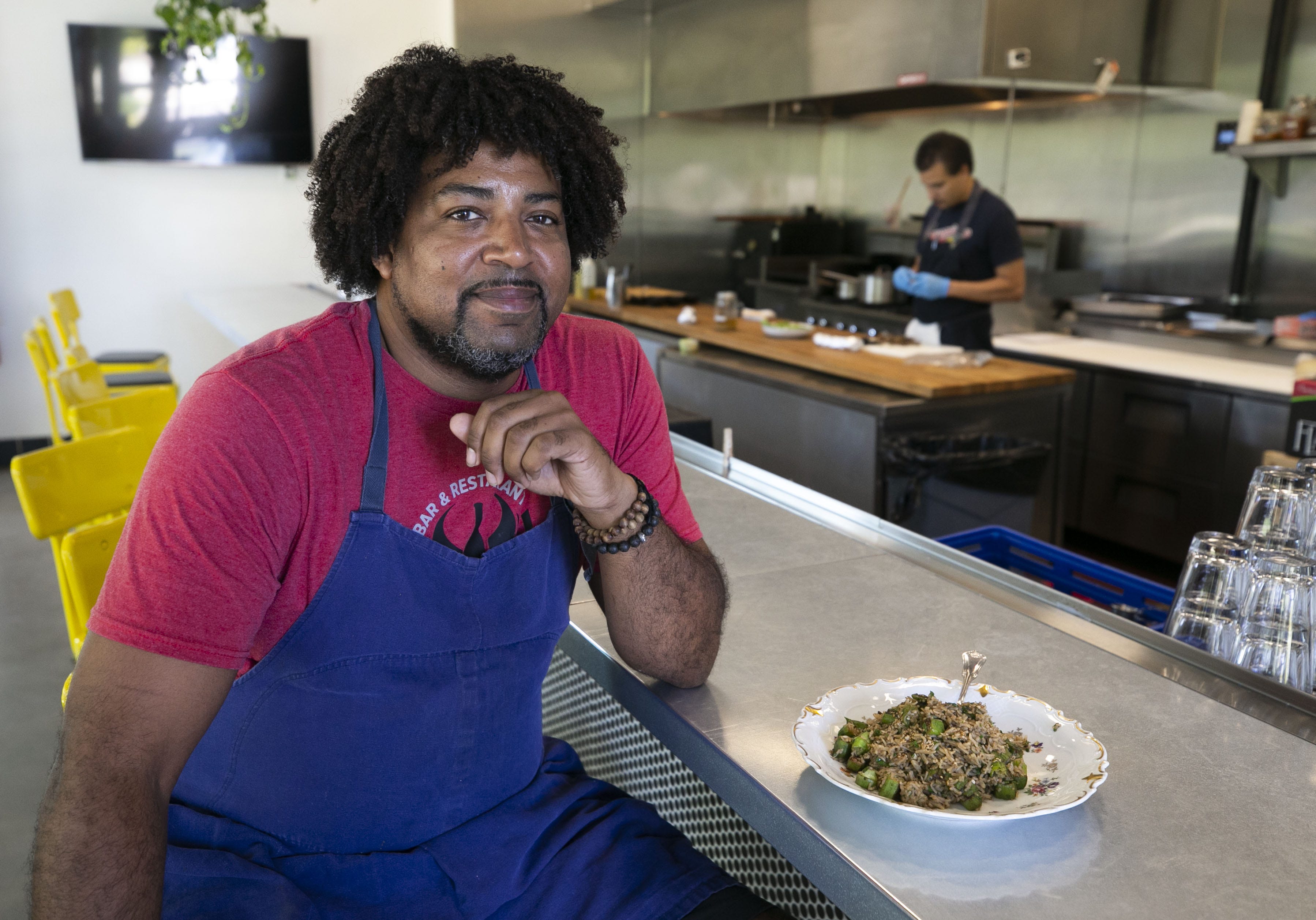 Recipe: Arizona chef Stephen Jones makes okra pilau for Juneteenth