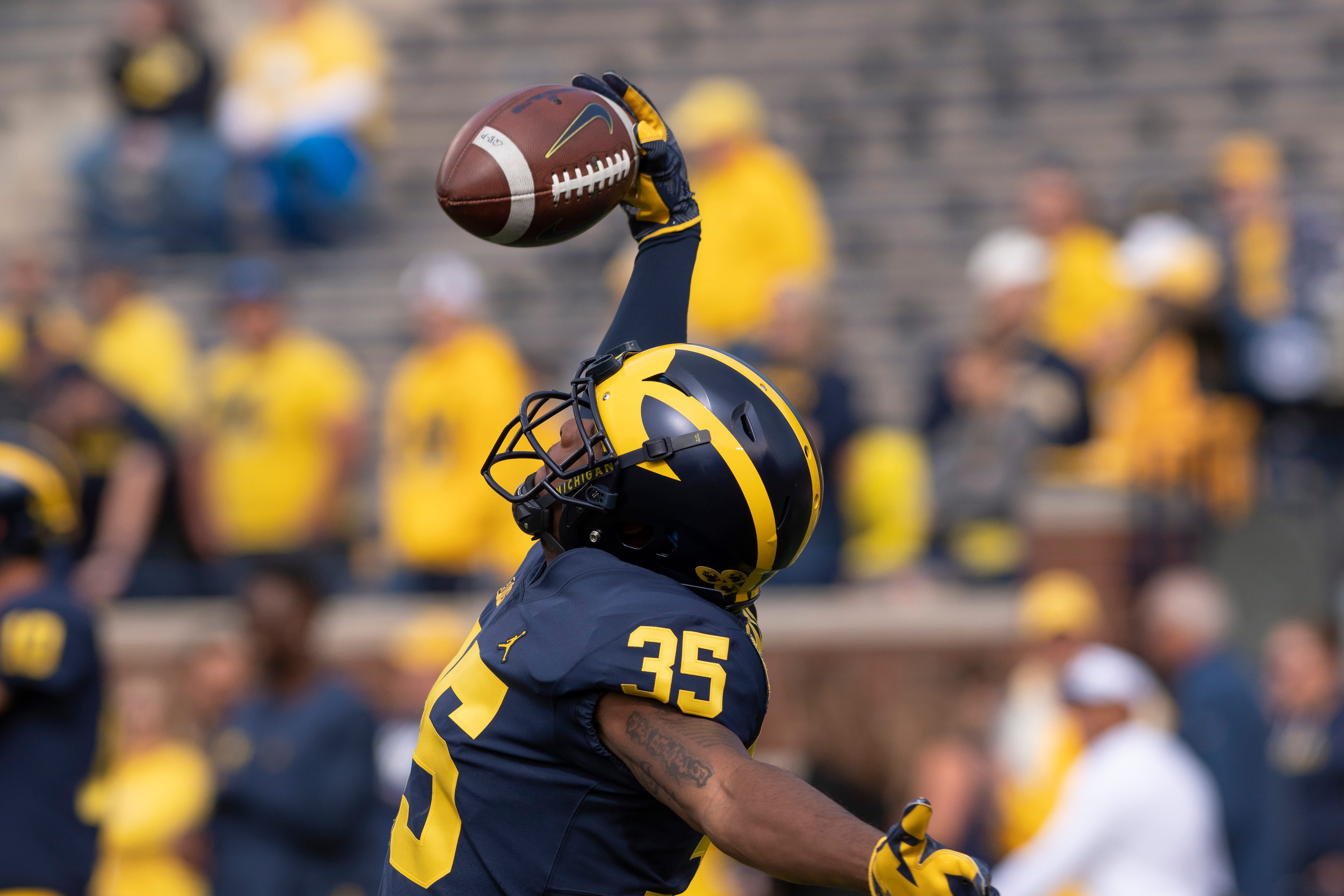 Michigan's Hunter Reynolds, Adam Shibley lead race conversation with ...