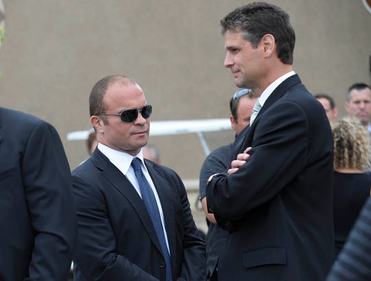 Don Cherry, Jimmy Devellano, teammates remember when heavyweight champ ...