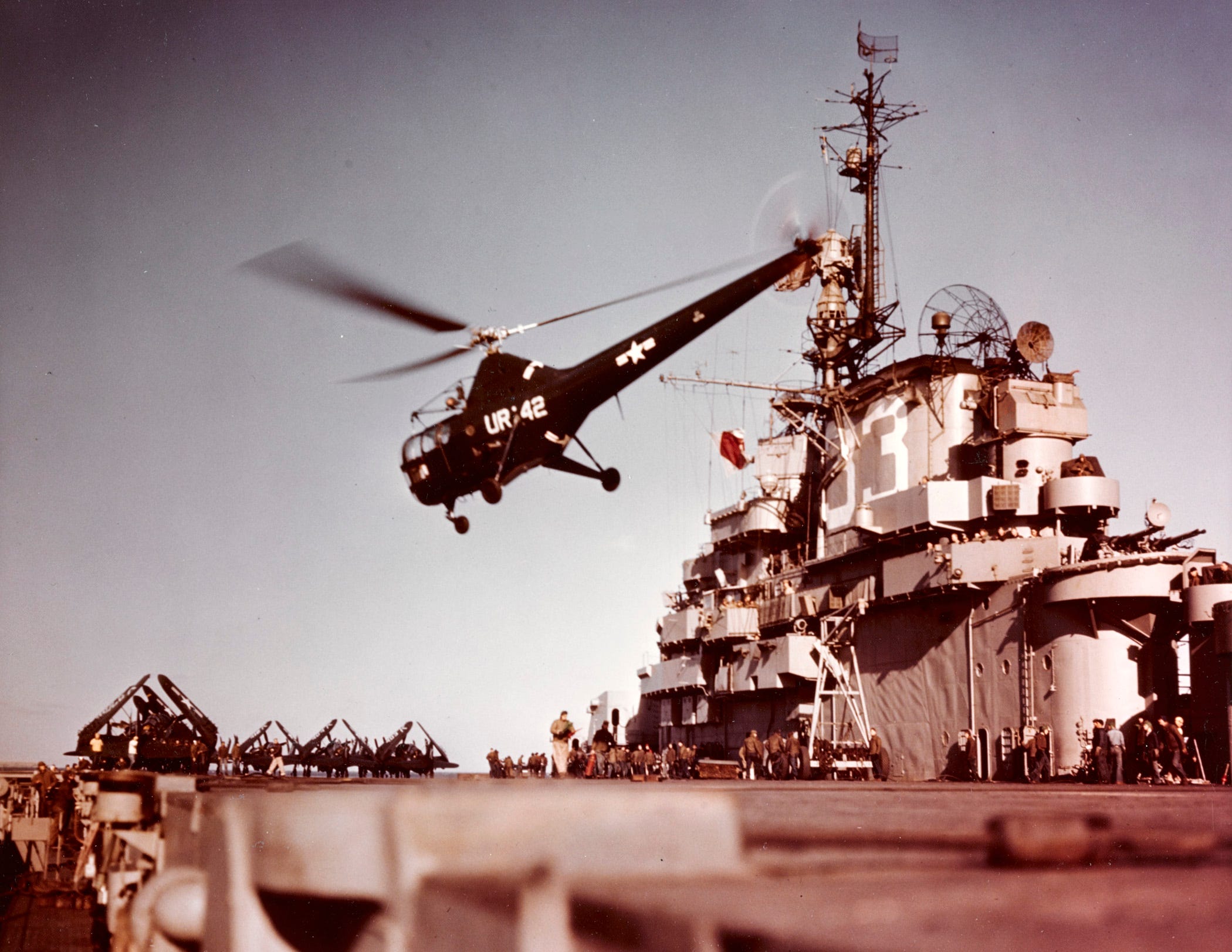 Helicopter crew received Navy's highest honors for Korean War rescue ...
