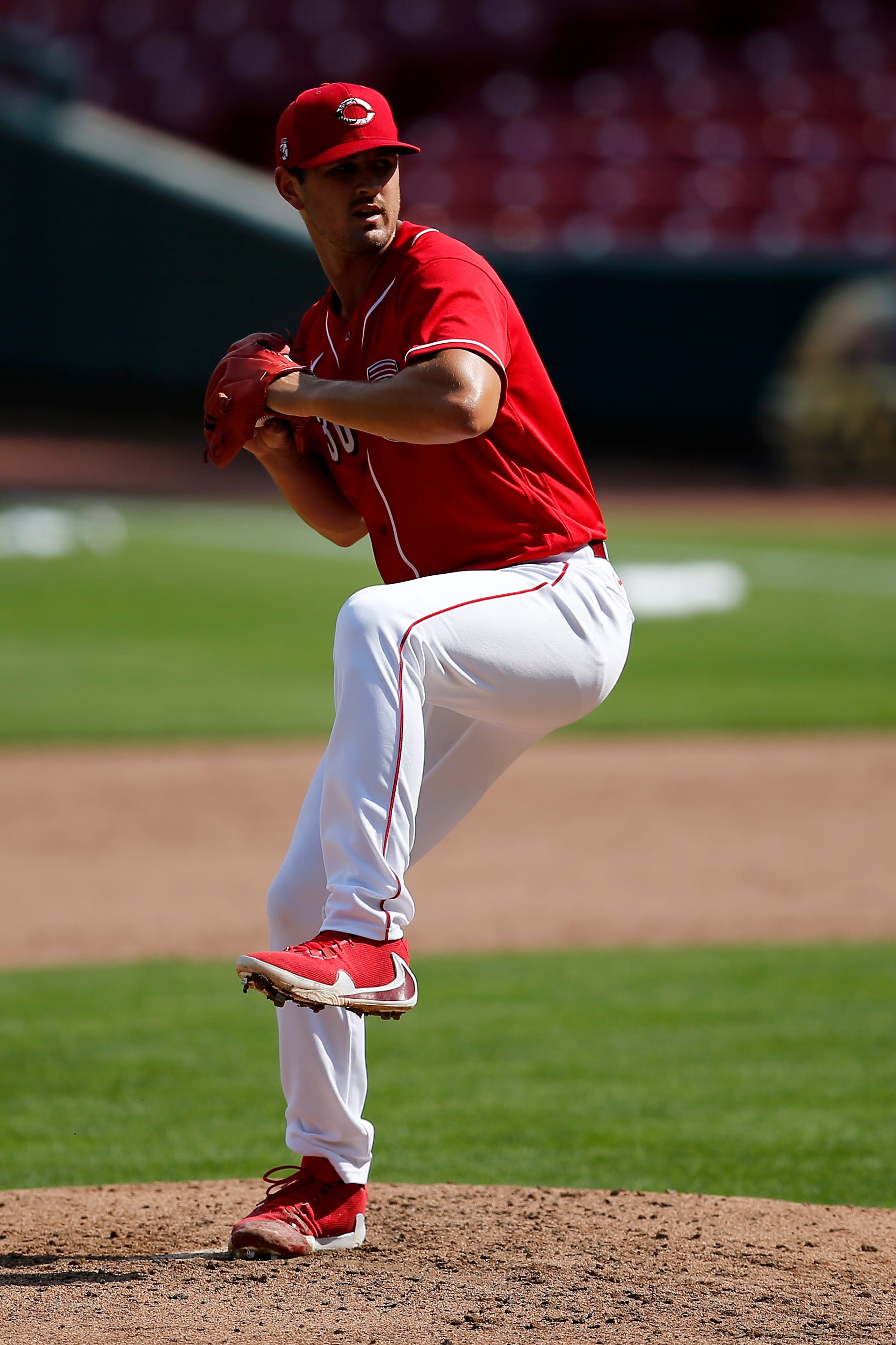 Cincinnati Reds: Tyler Mahle, Lucas Sims filling key spots in bullpen