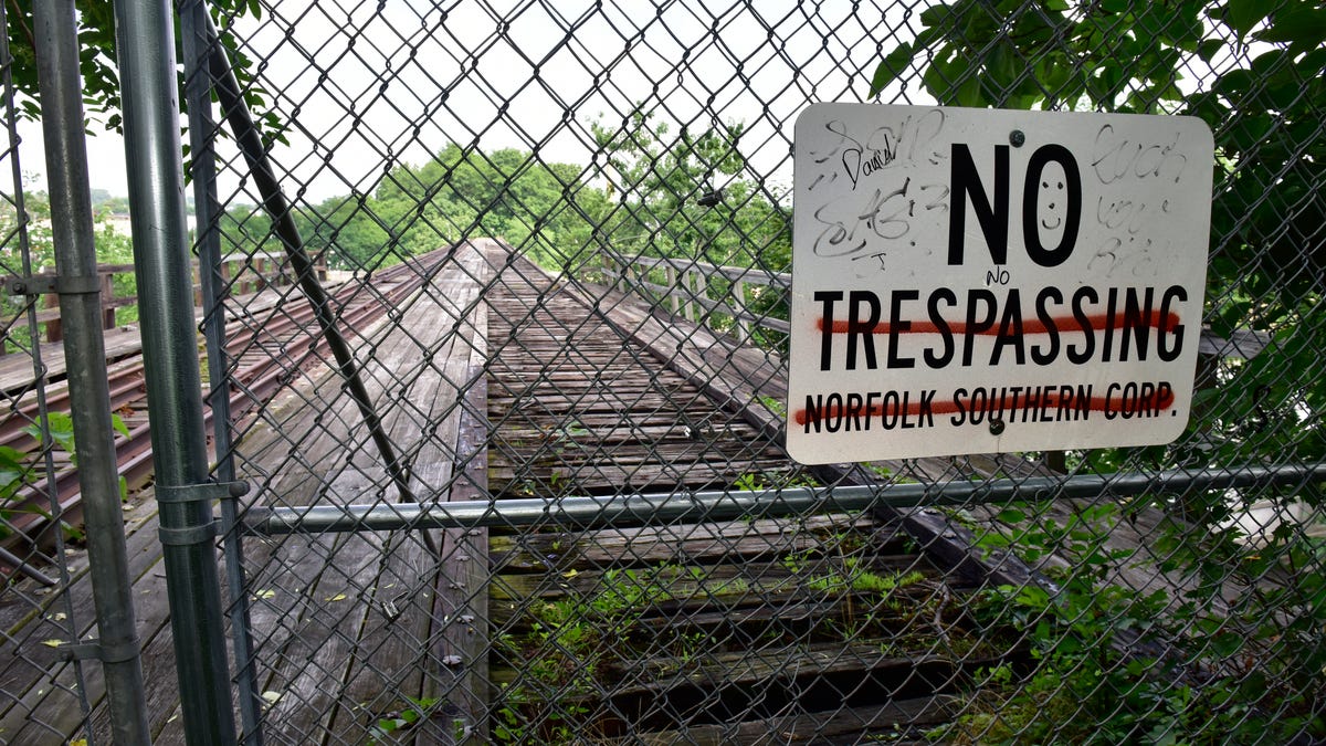 Abandoned rail line to be transformed