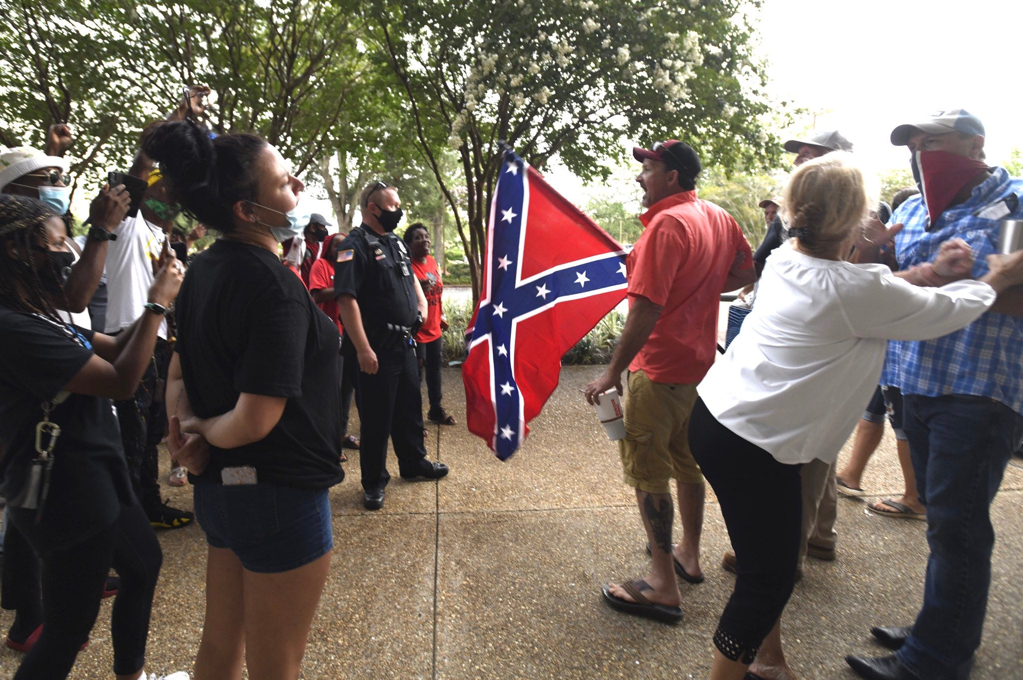 Confederate monument lawsuit: Pensacola wants lawsuit thrown out