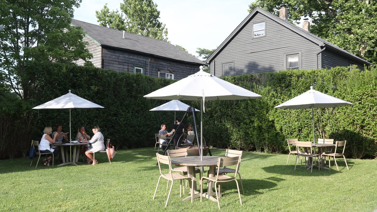Outdoor dining at The Valley Rock Inn in Sloatsburg