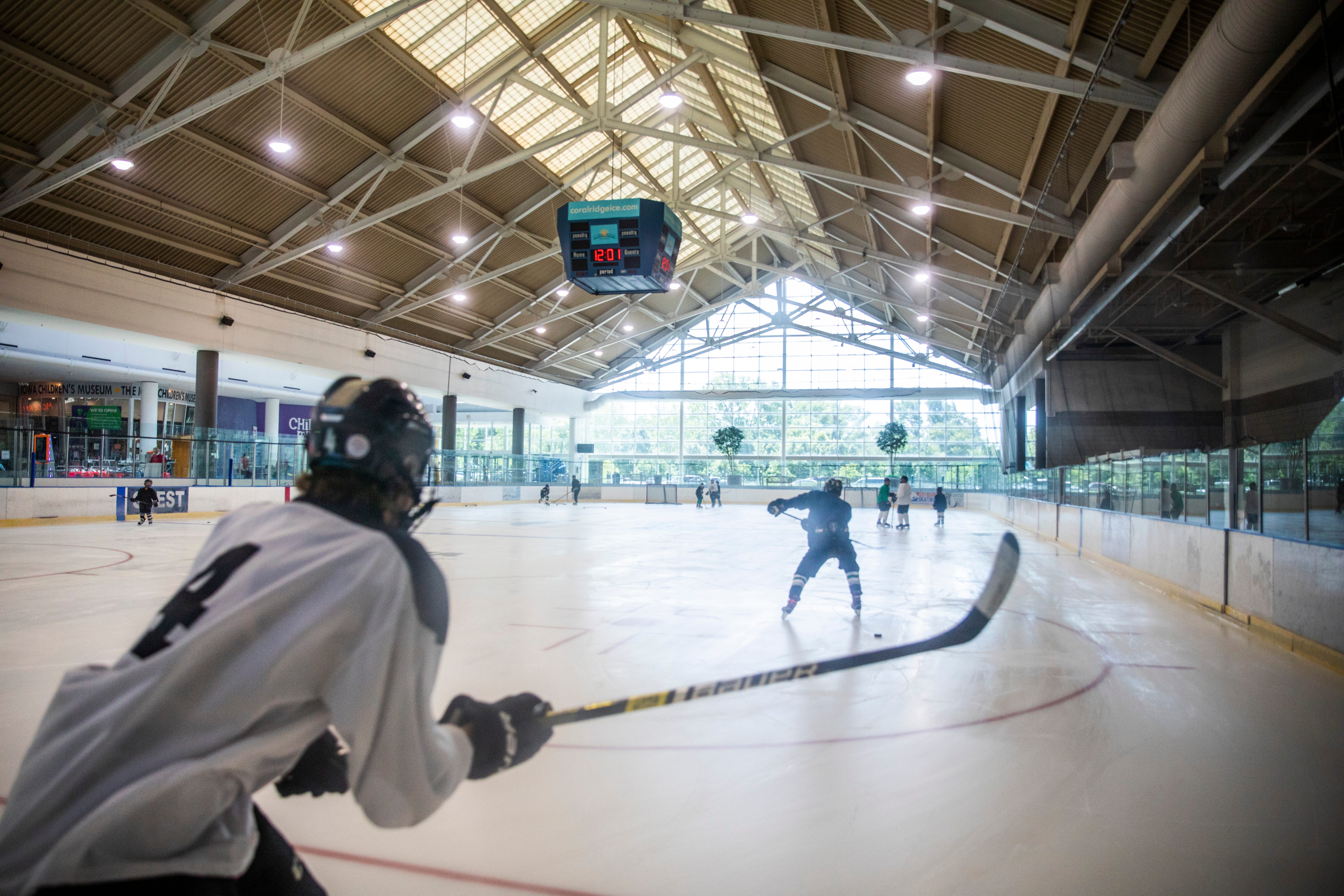 Coral Ridge Mall Ice Arena reopens after renovations