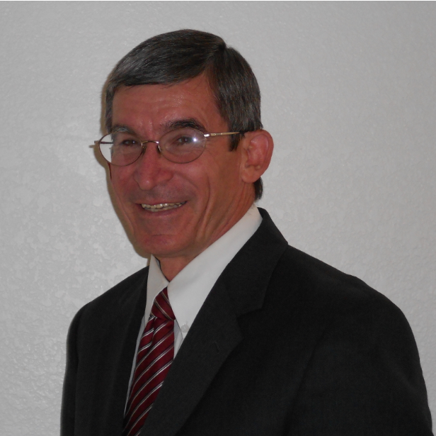 Mesa Mayor John Giles leads in reelection bid, but councilman is behind