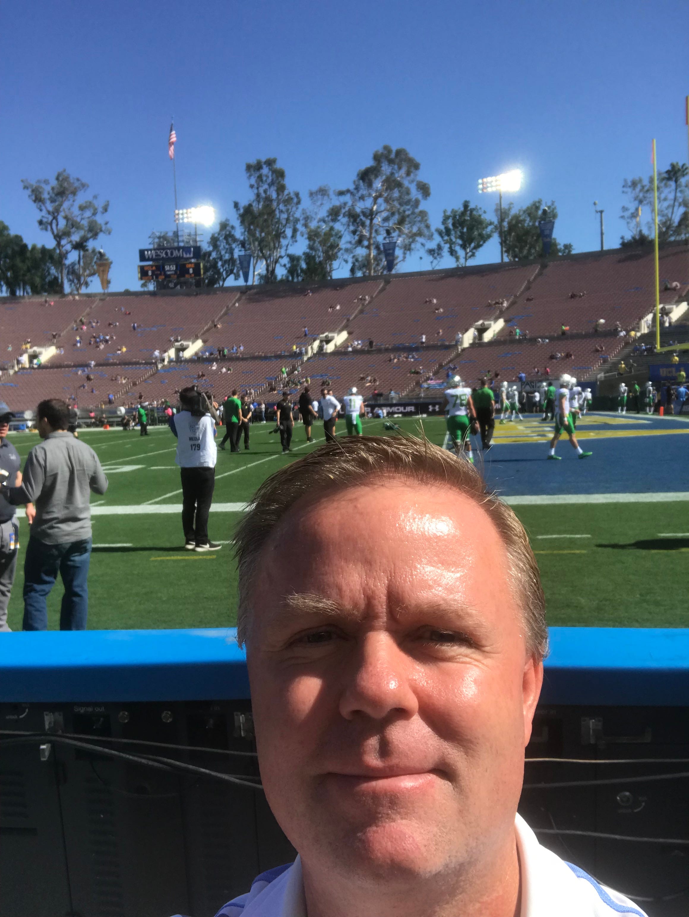 Former Oregon softball player makes MLB history with Milwaukee Brewers