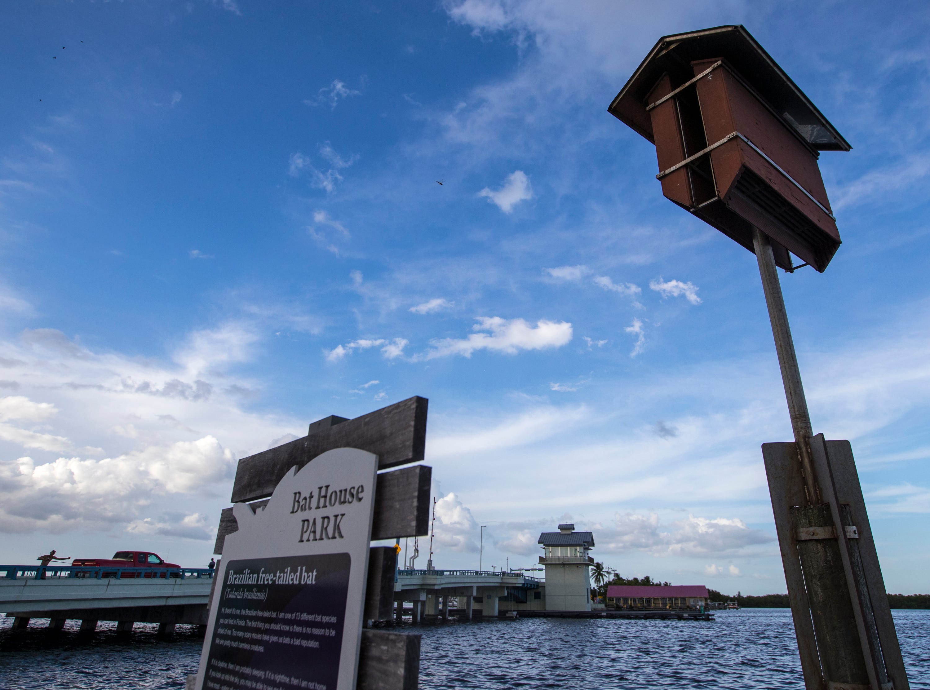 How much do you know about 'The Fishingest Bridge in the World' in ...