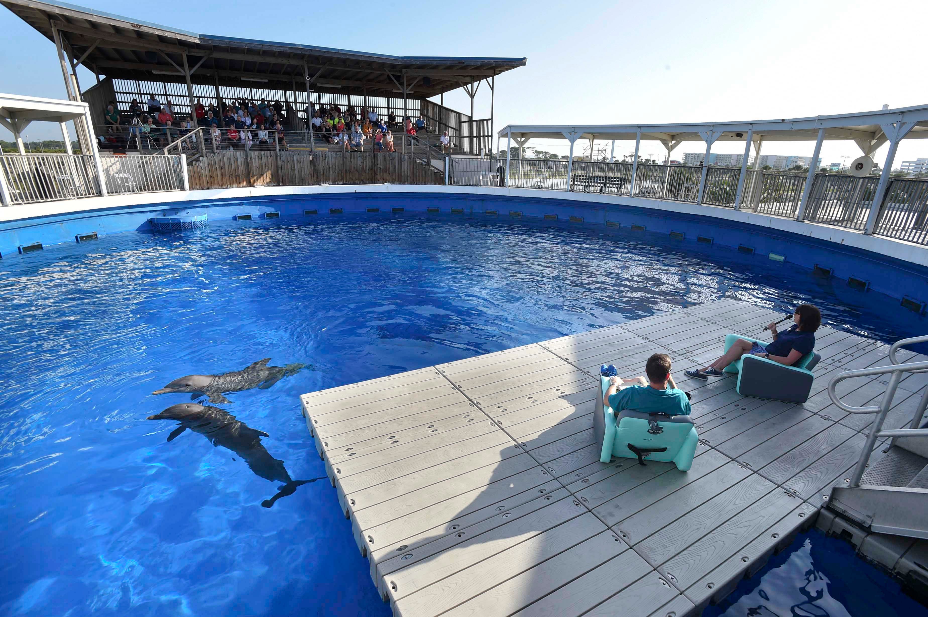 Greater FWB Chamber holds first in-person coffee Friday at Gulfarium