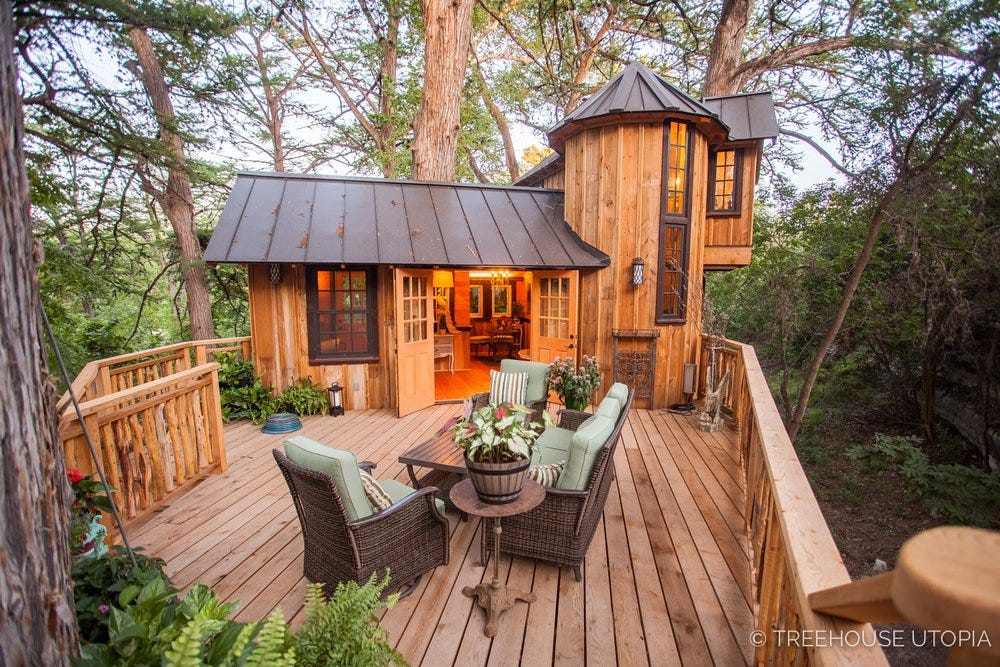 You can rent these treehouses in Texas while safely social distancing