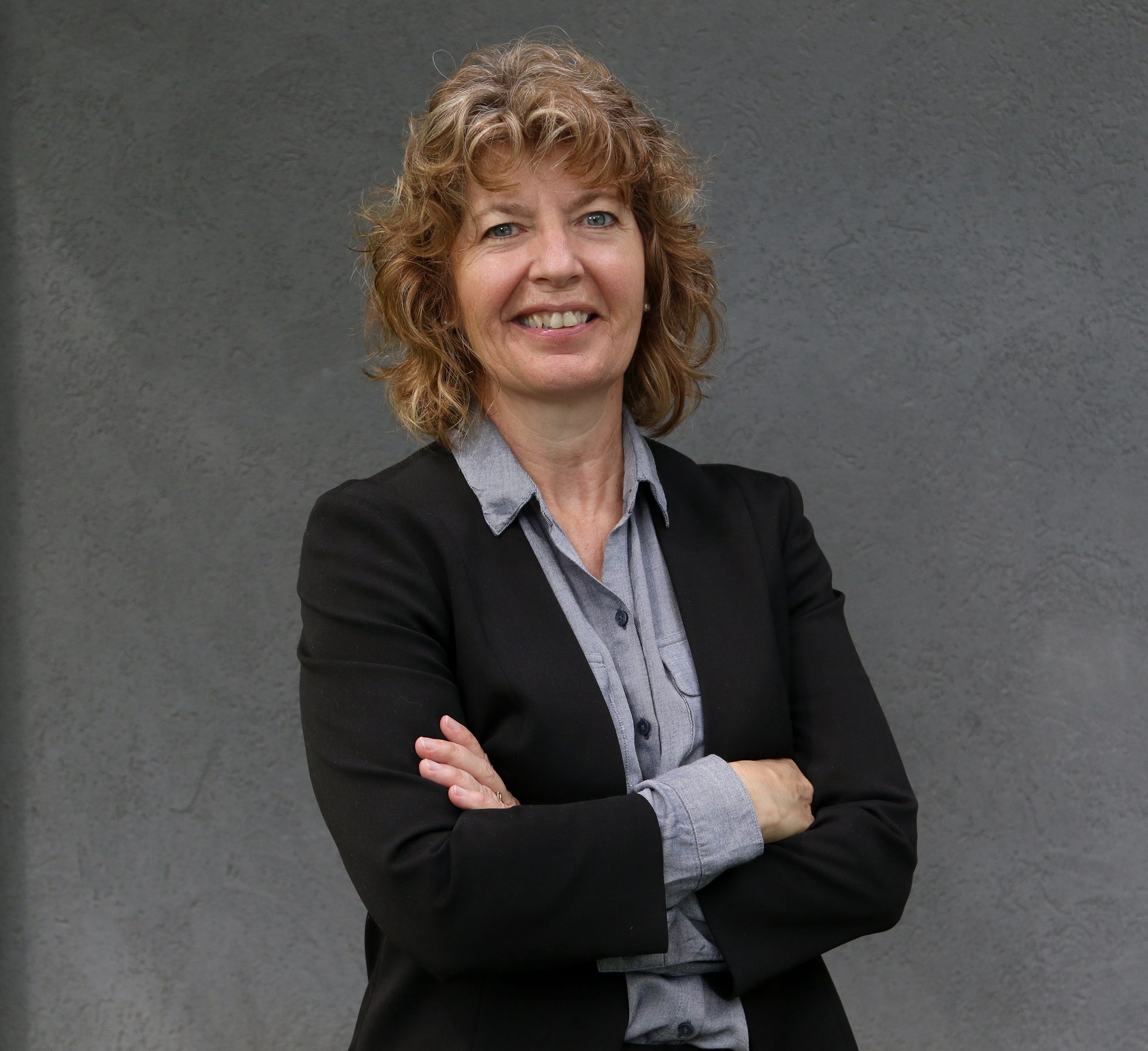 Tami Calhoun of St. Cloud announces run for House 14A seat