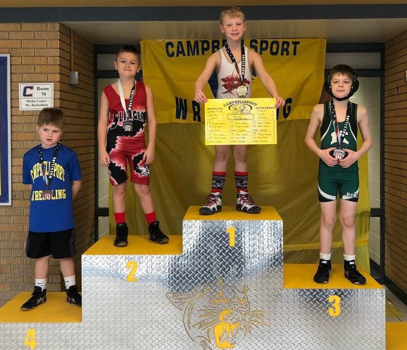 Waukesha, Wisconsin, wrestler close to 100,000 pushups in a year