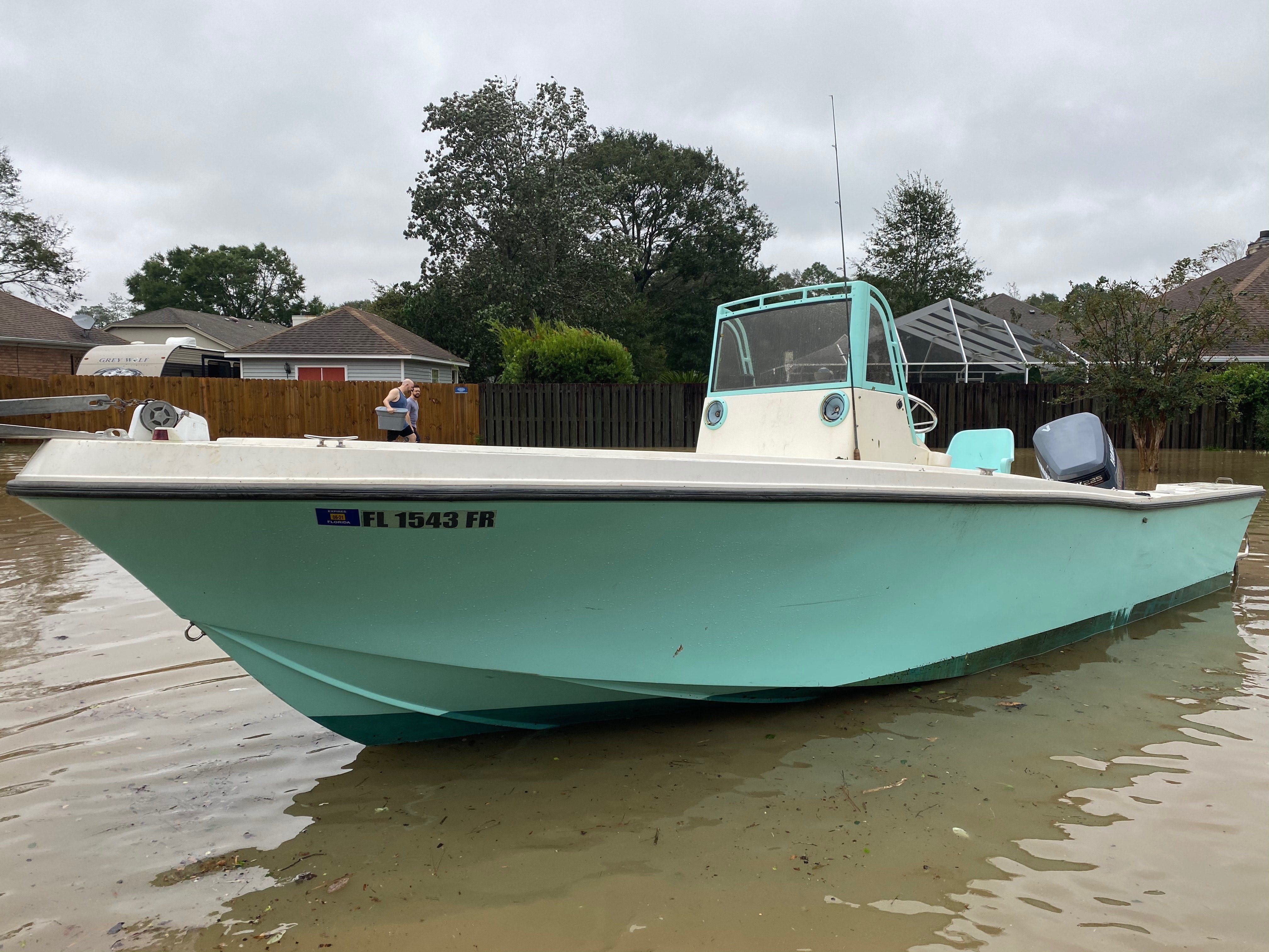 Florida Sally flooding: Deputy saves 100+ people using resident's boat