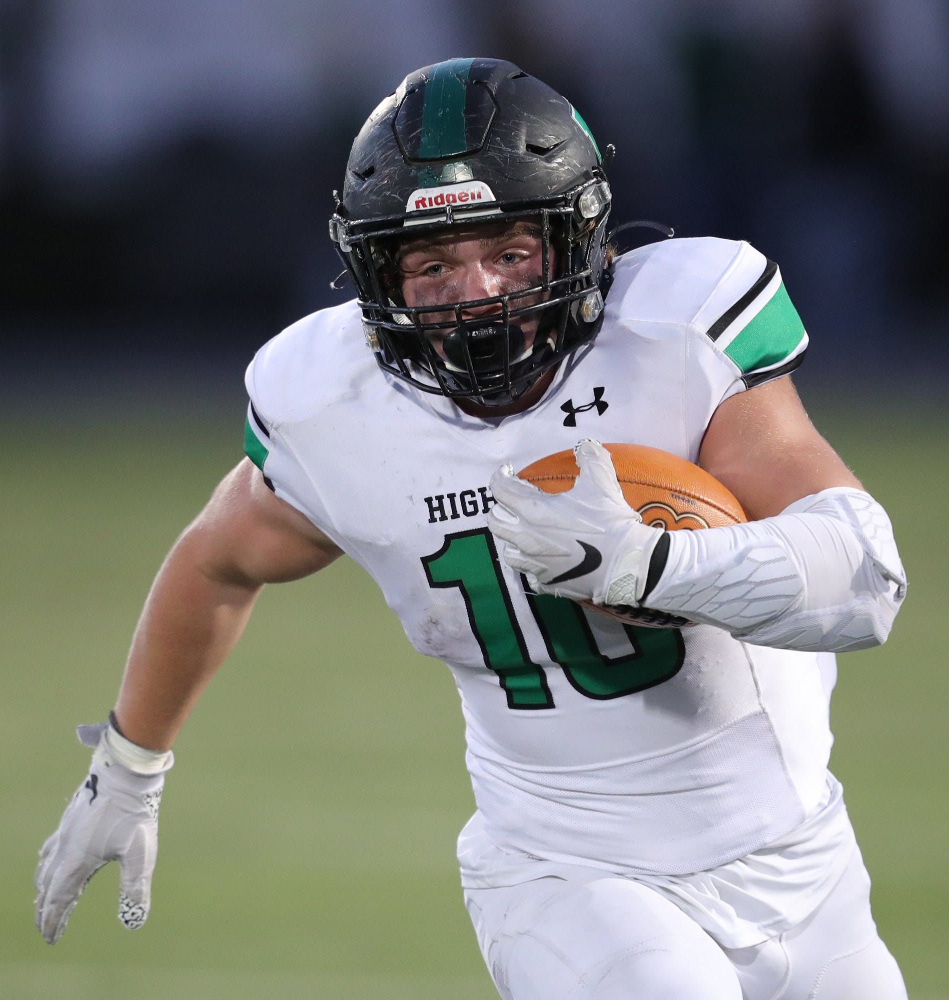 Lukas Stiles fits Highland football as power running back