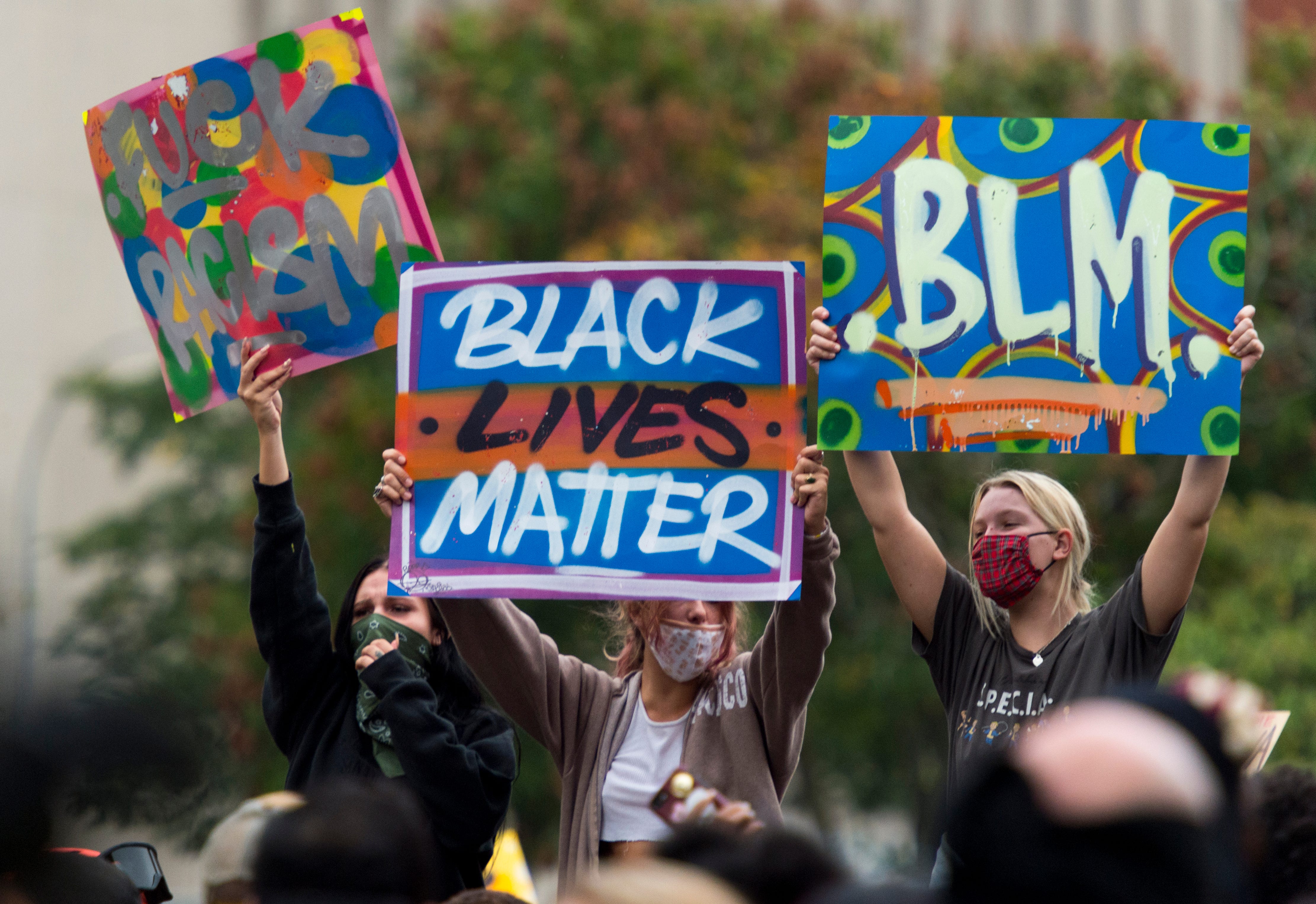Breonna Taylor Louisville protest marred by by violence after decision