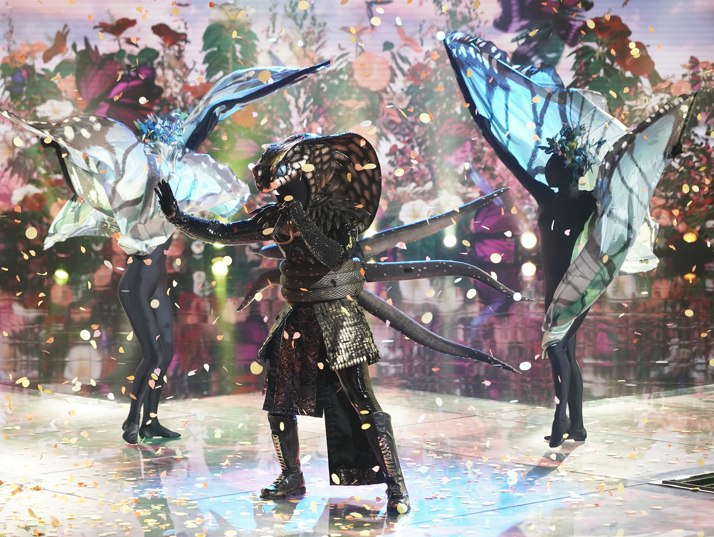 'The Masked Singer' recap: Gremlin removes mask and eliminates himself