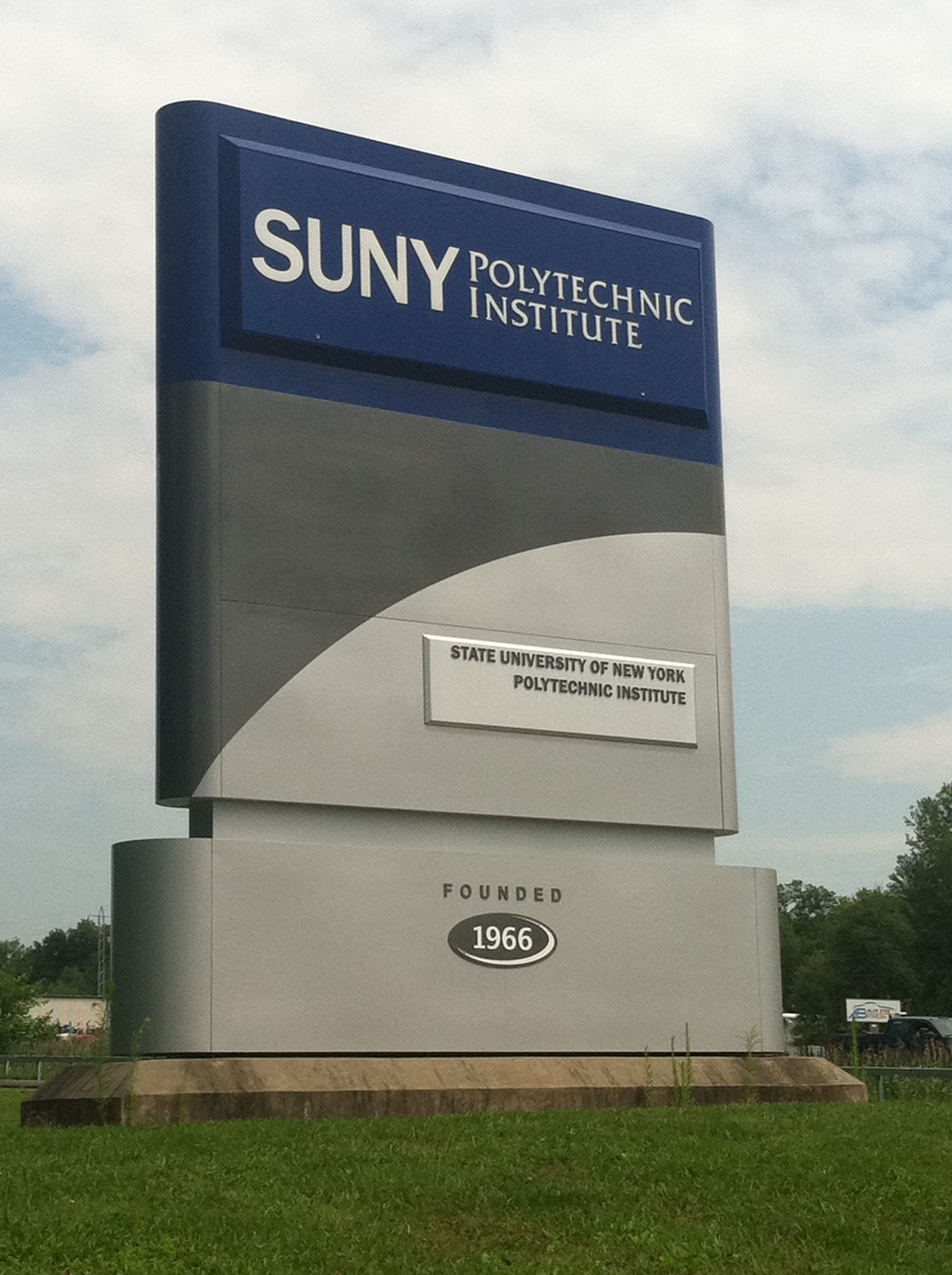 8 facts about College of Nanoscale Science and Engineering, SUNY Poly