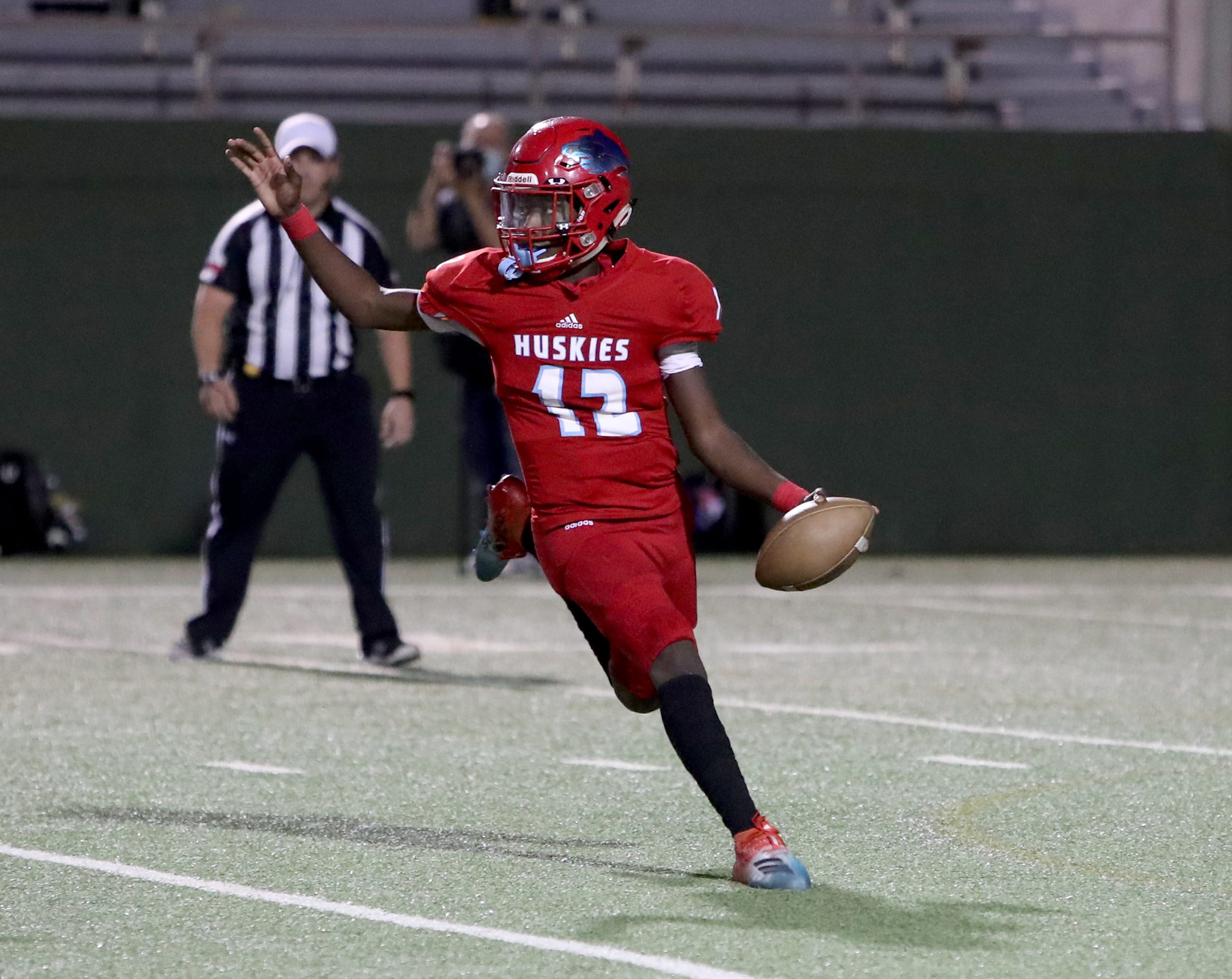 Hirschi Huskies at Decatur Eagles 2020 football result