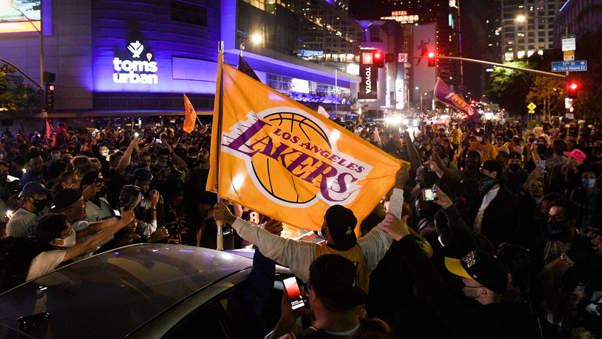 Lakers fans celebrate NBA championship in downtown LA