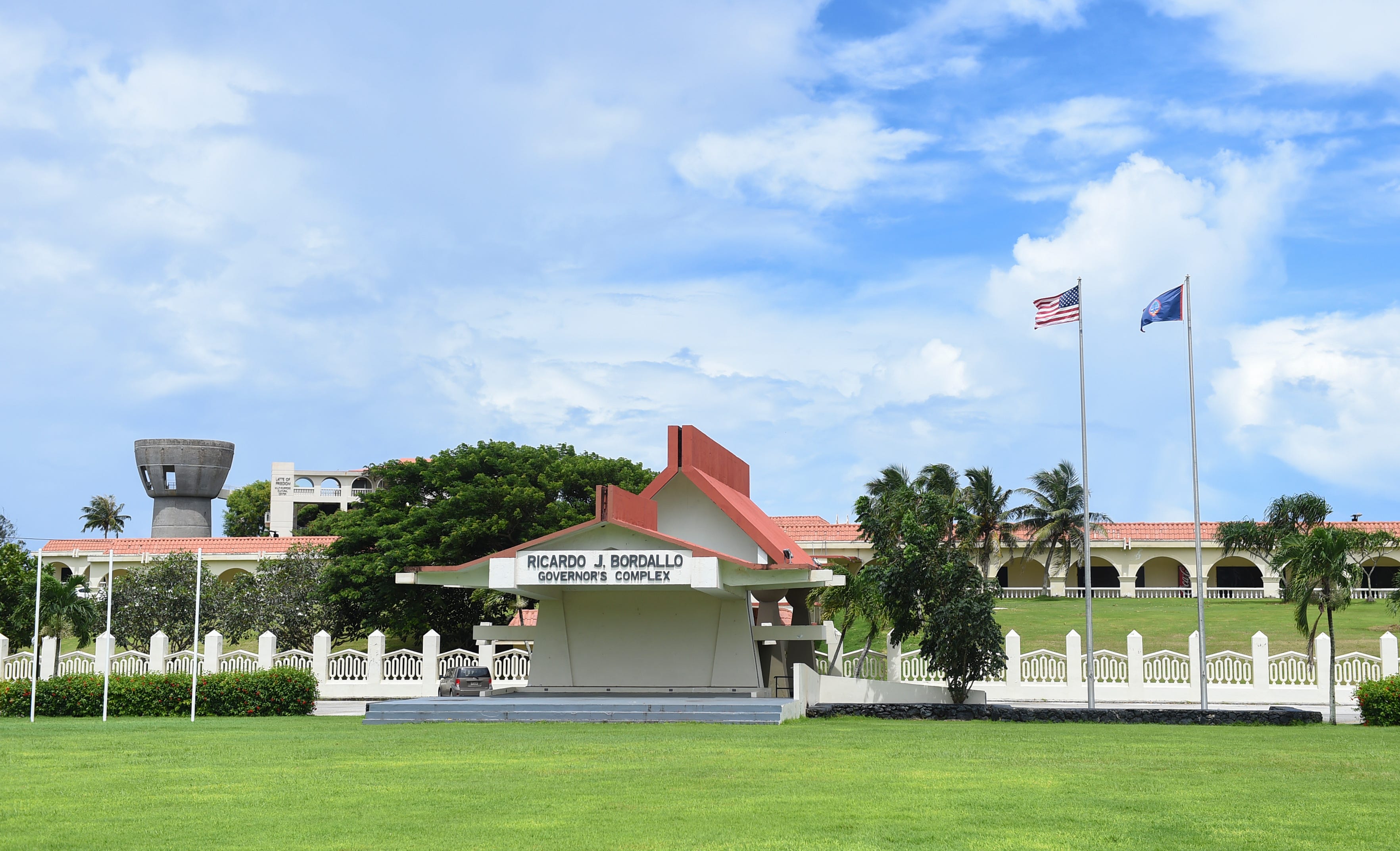 Adelup, Legislature take part in national tribute COVID-19 lives lost