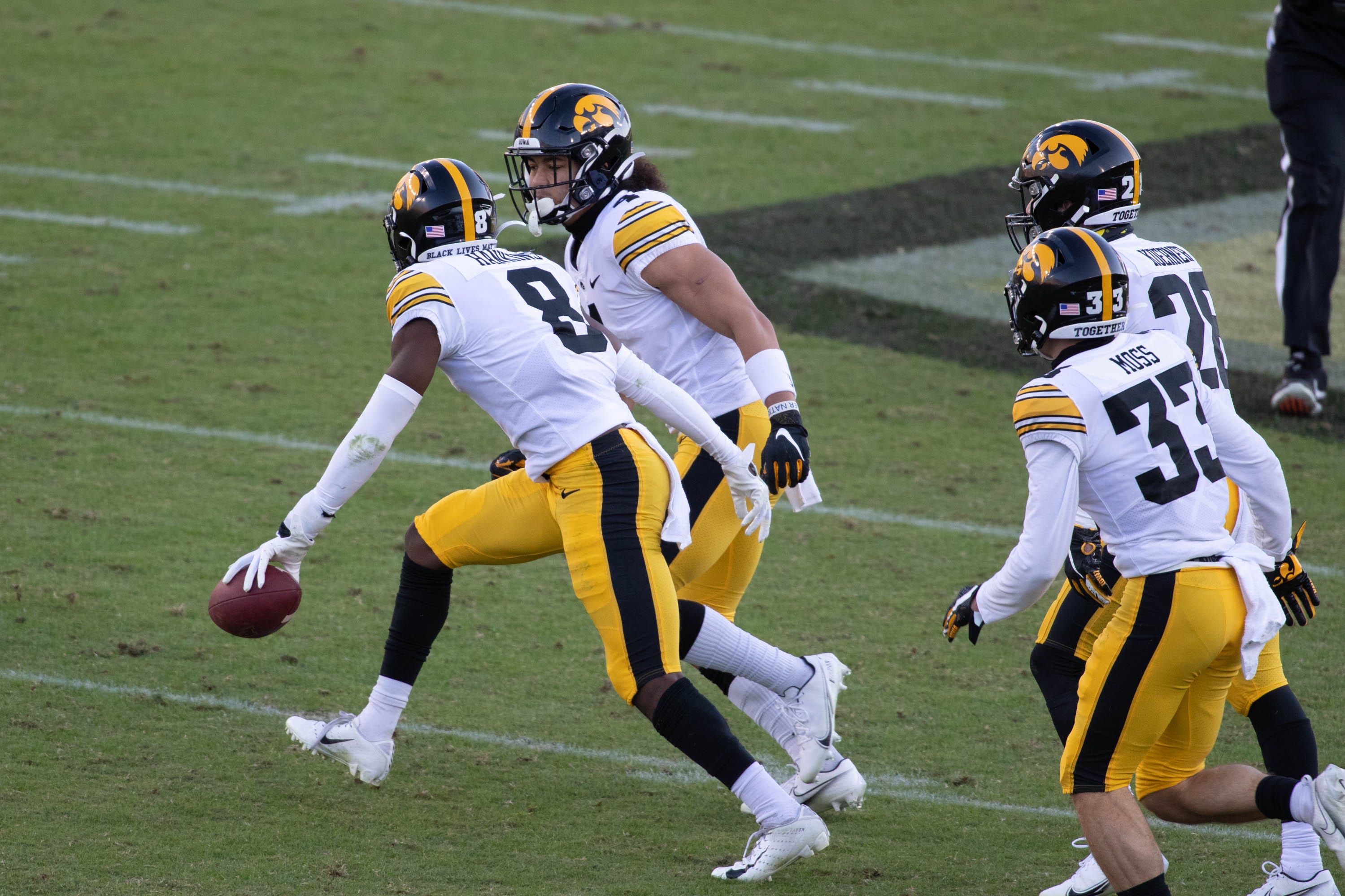 How Iowa football's senior defensive backs laid foundation for future