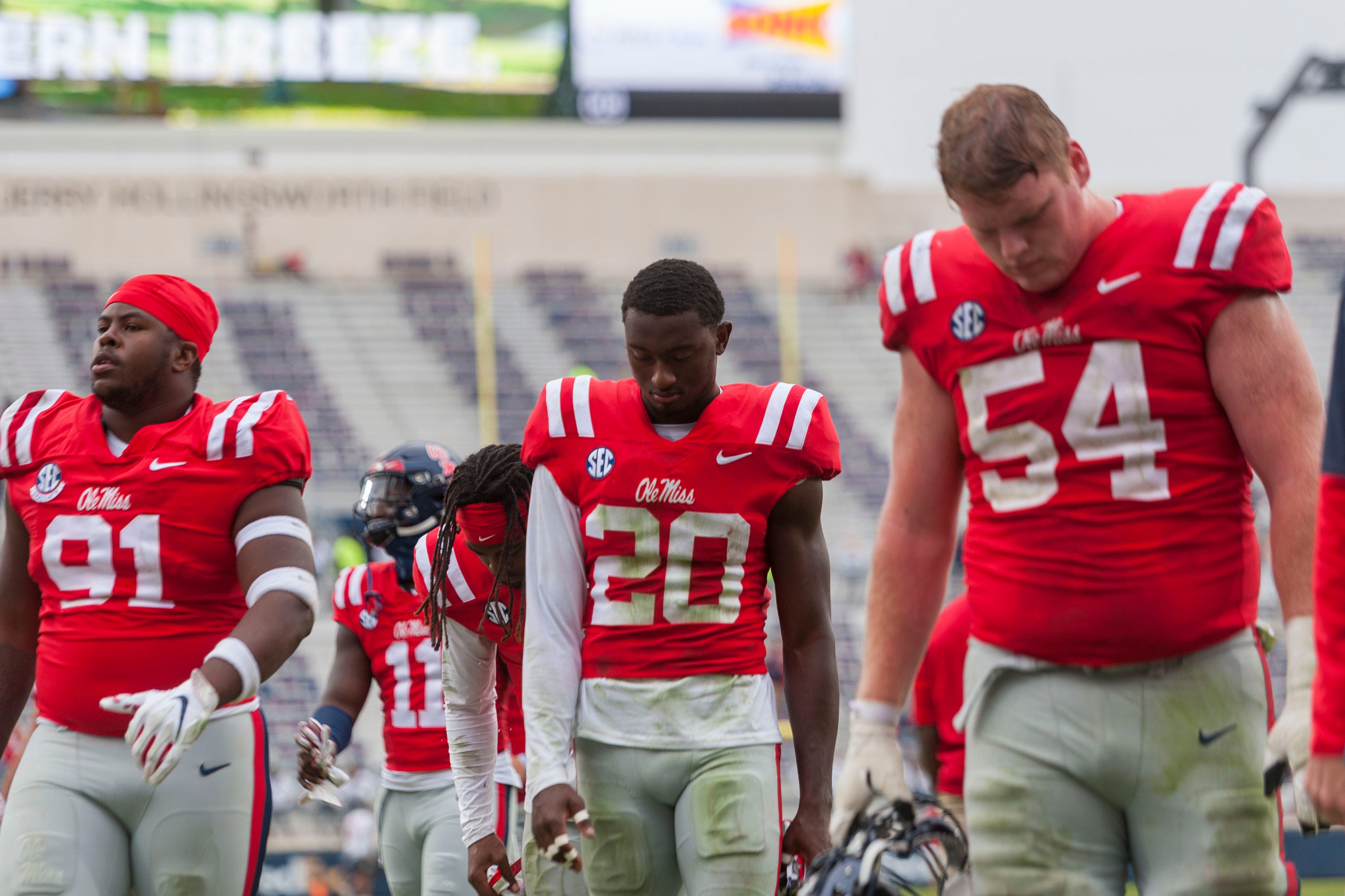 Ole Miss Rebels football vs Auburn: Watch game highlights, score updates