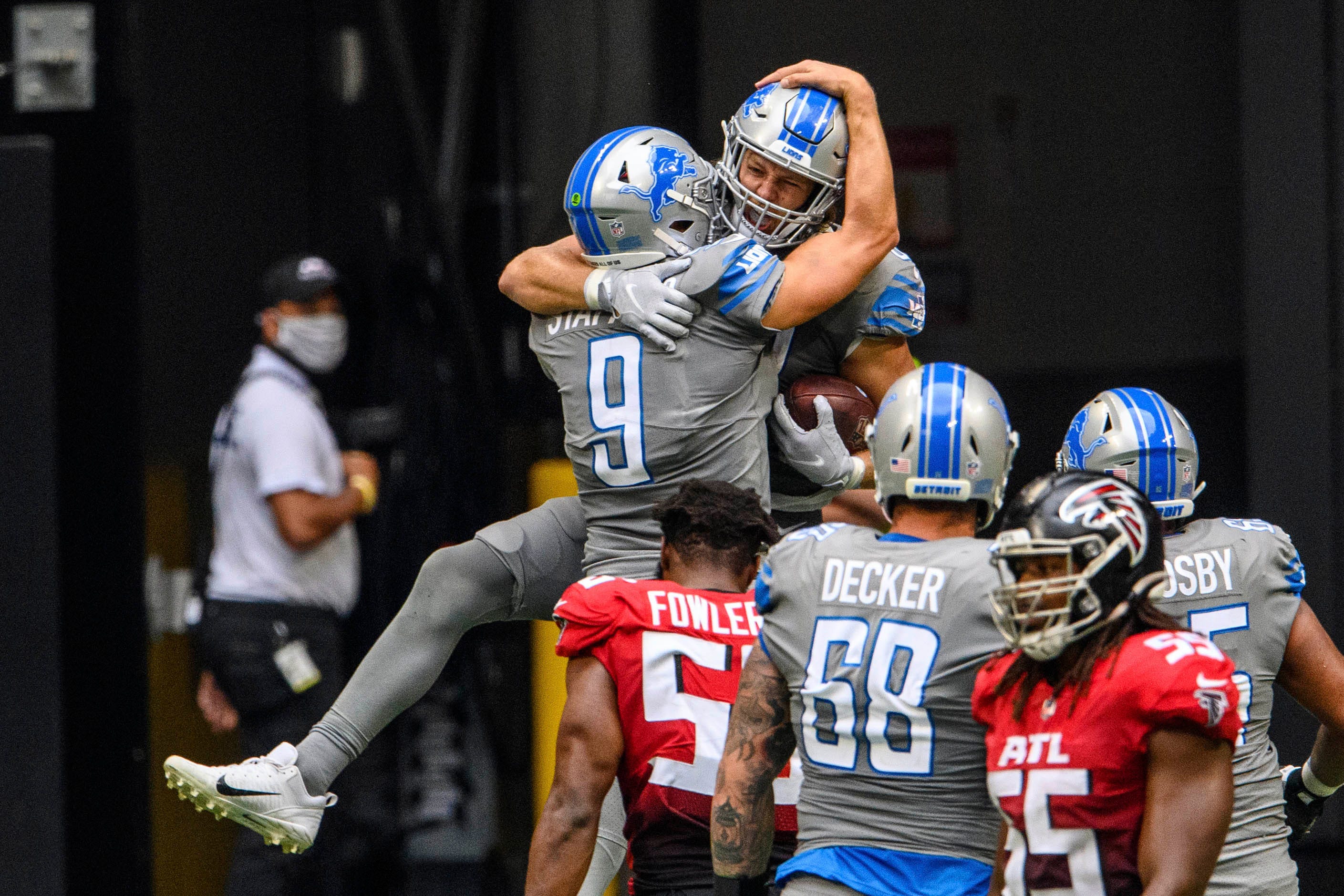 Justin Rogers' Lions grades: Matthew Stafford, D-line steal the show in ...