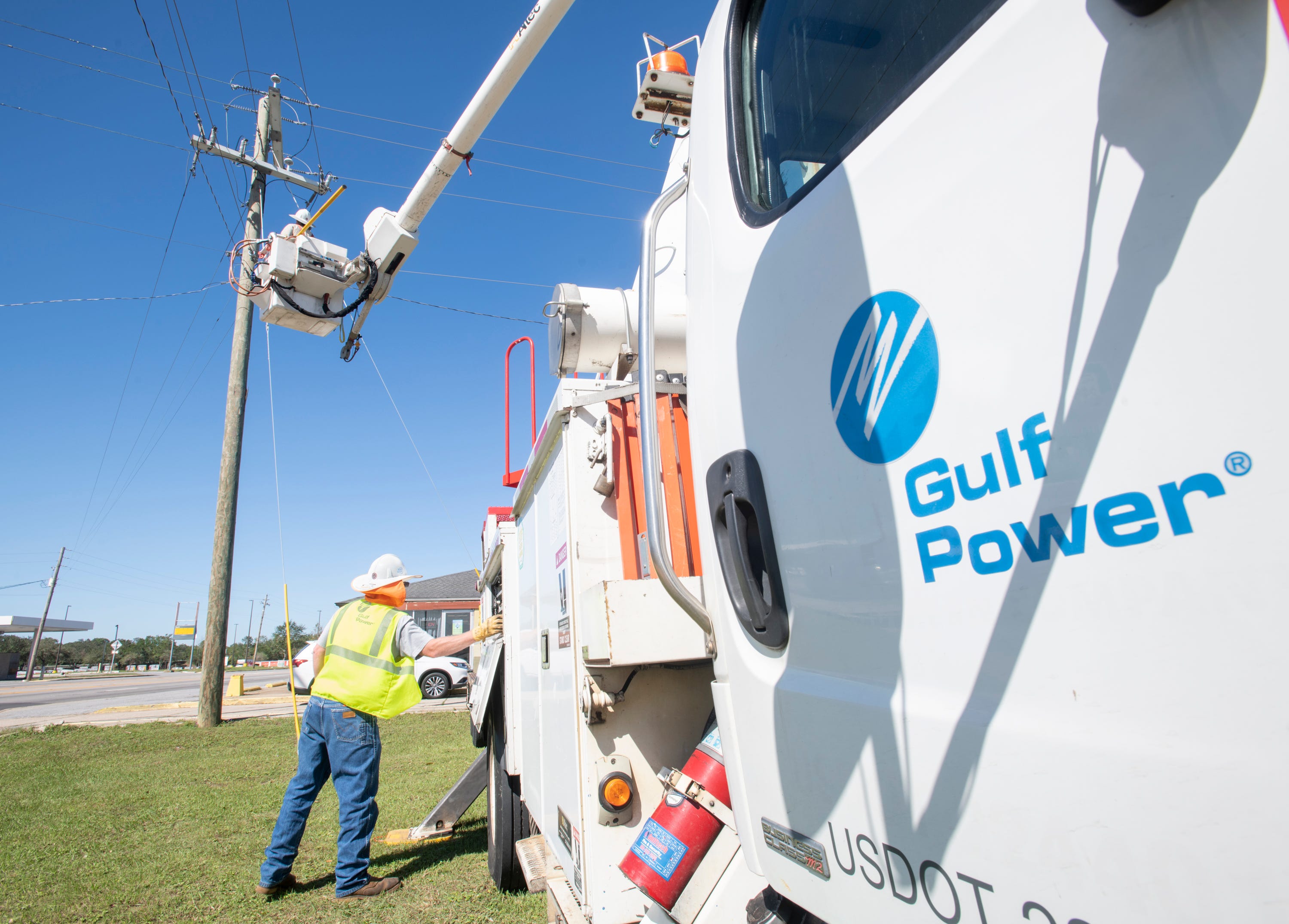 Florida Power & Light seeks approval to collect additional $810 million