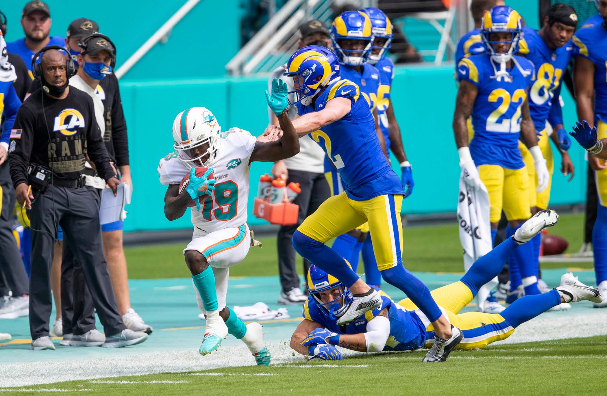 The Tape Don't Lie: Dolphins beat Rams in Tua's debut, a review
