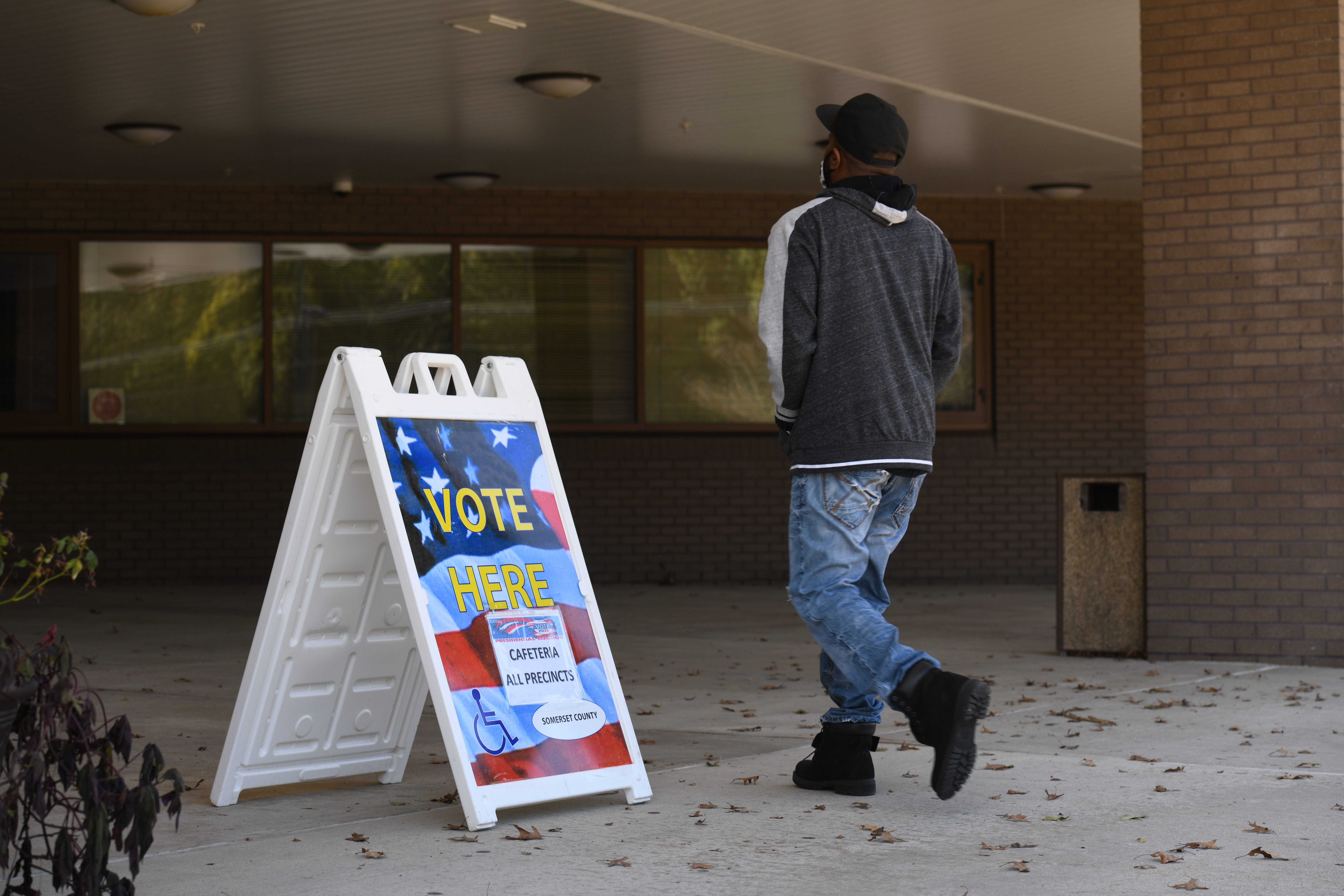 Maryland voters turn out to polls for extraordinary election year