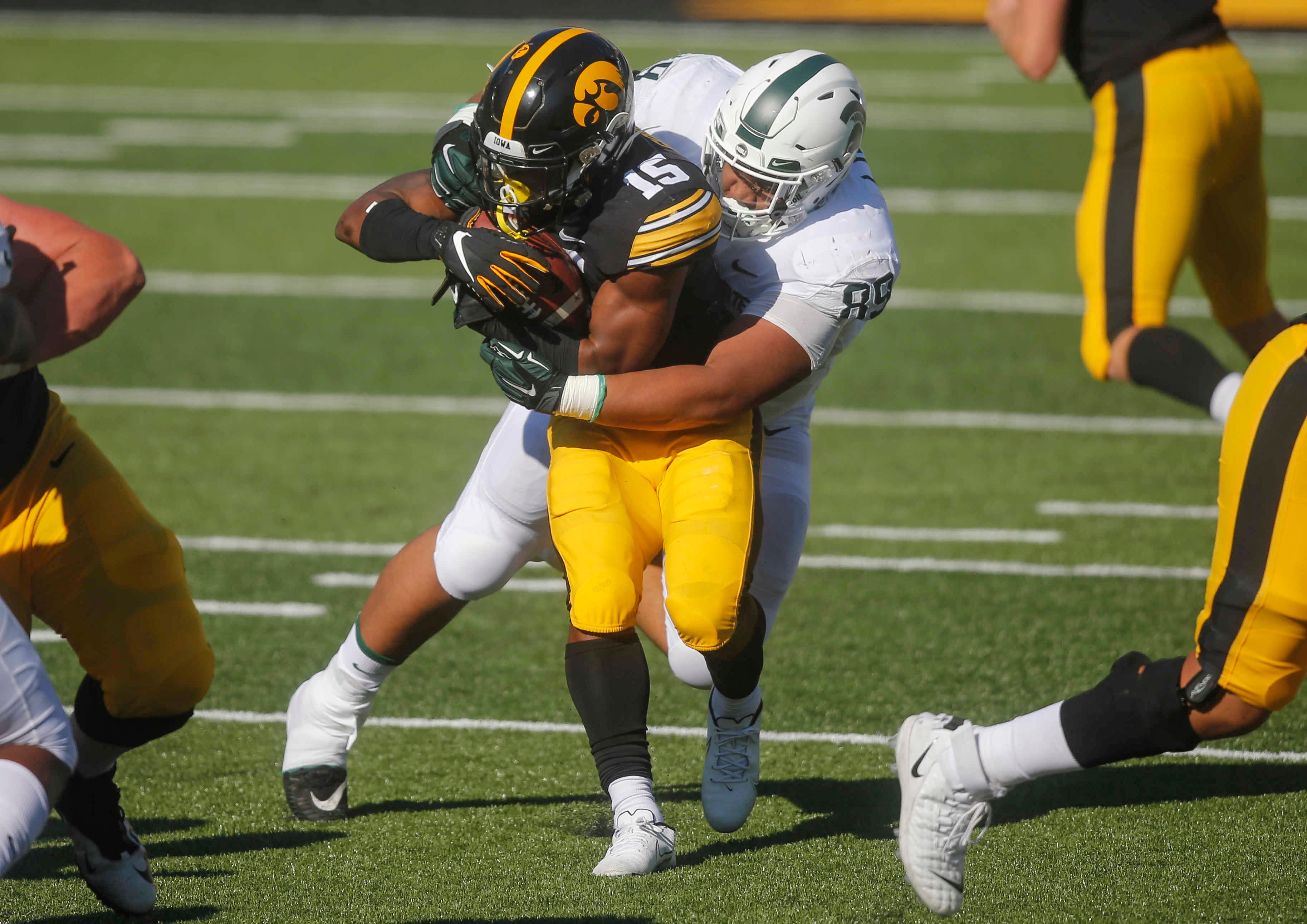 Iowa football: Brandon Smith believes he's unstoppable 1-on-1, and QB ...