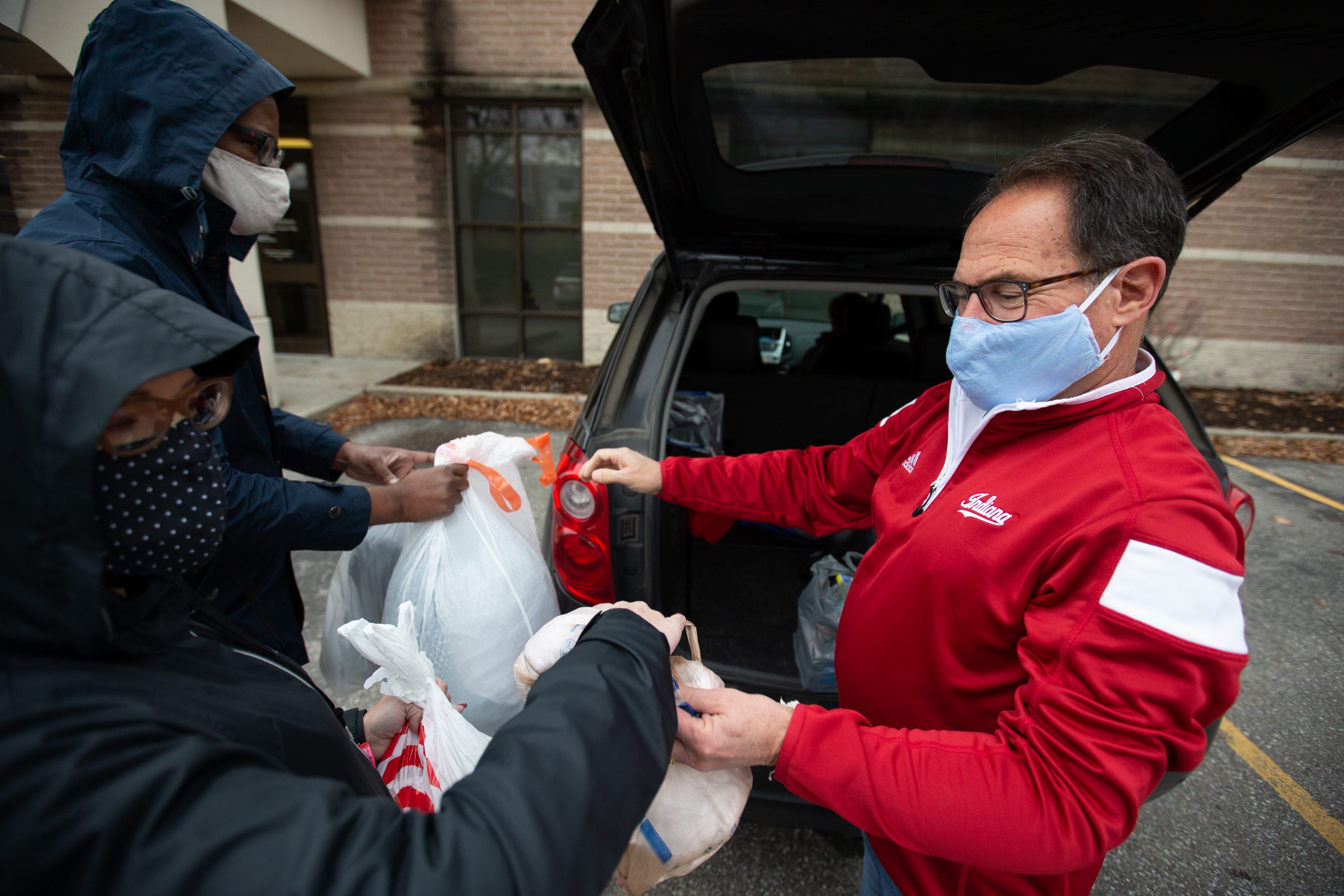 Indianapolis winter storm: Where homeless neighbors can find shelter