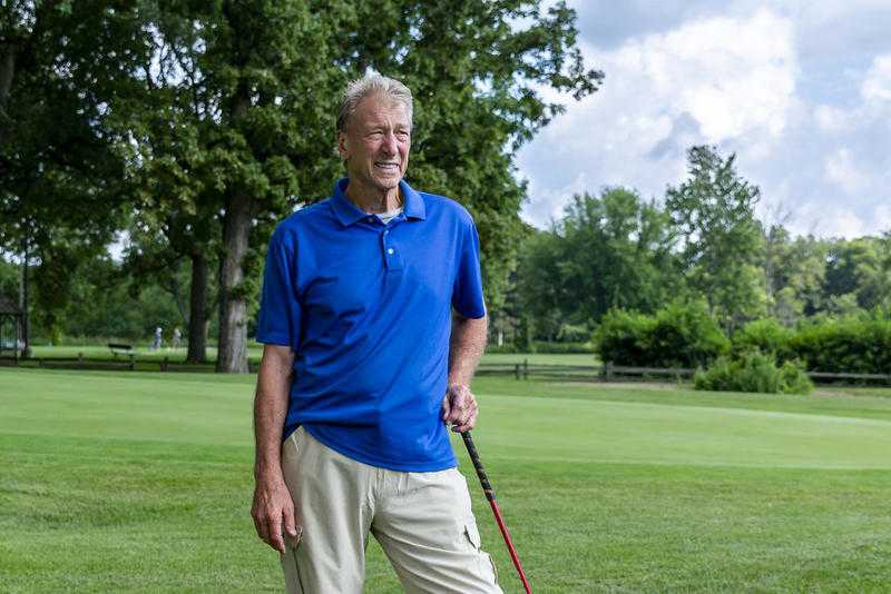 The Chicago Bears' Bobby Douglass once threw 4 TDs with a broken wrist