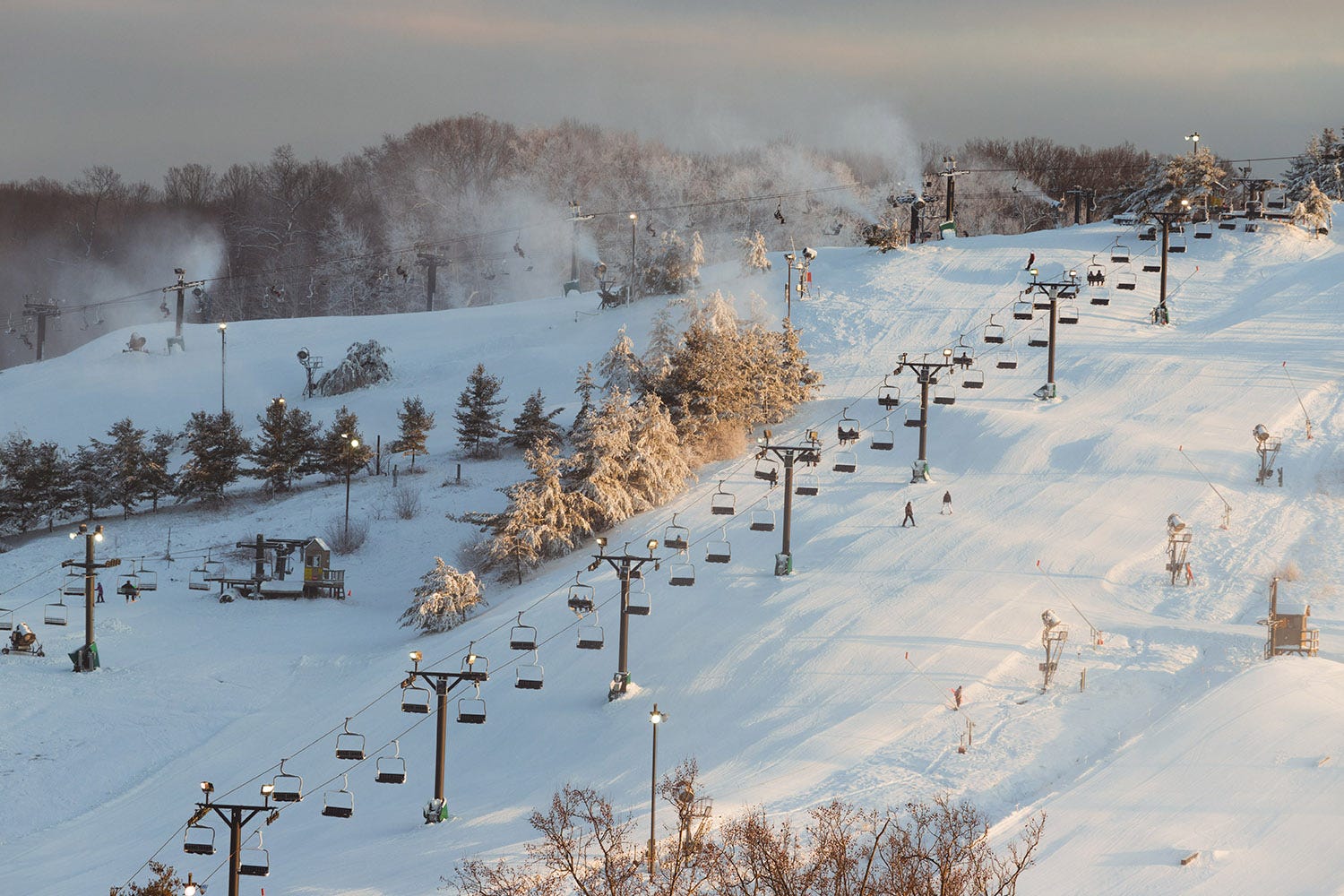 Ohio ski resorts focus on health and safety as winter approaches