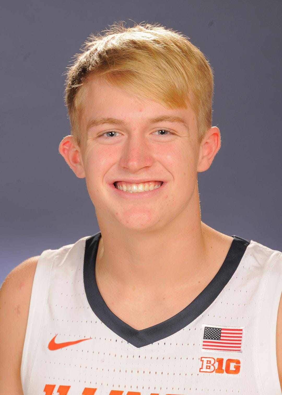 Serven makes Illini debut