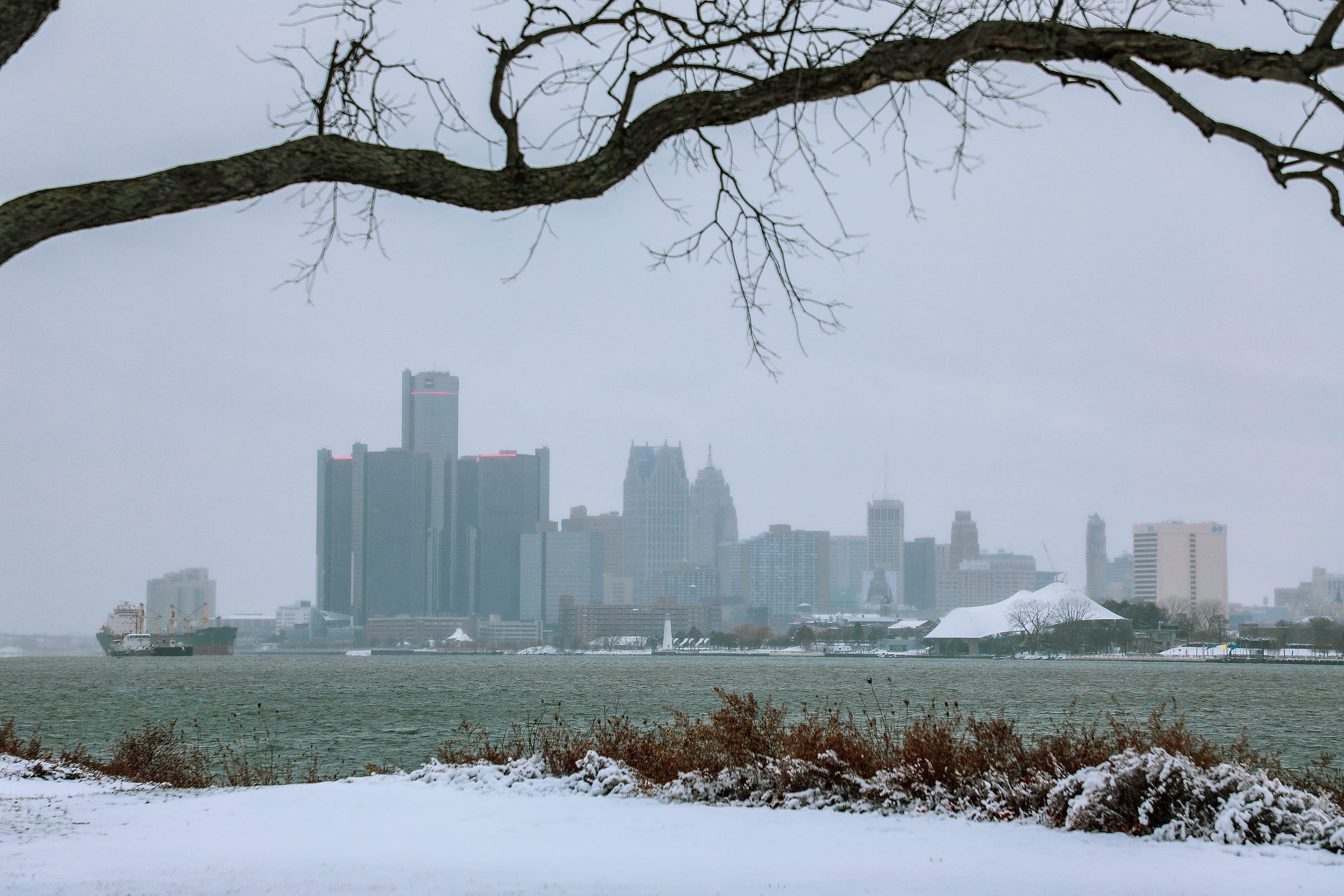 Metro Detroit to receive 1-2 inches of snow