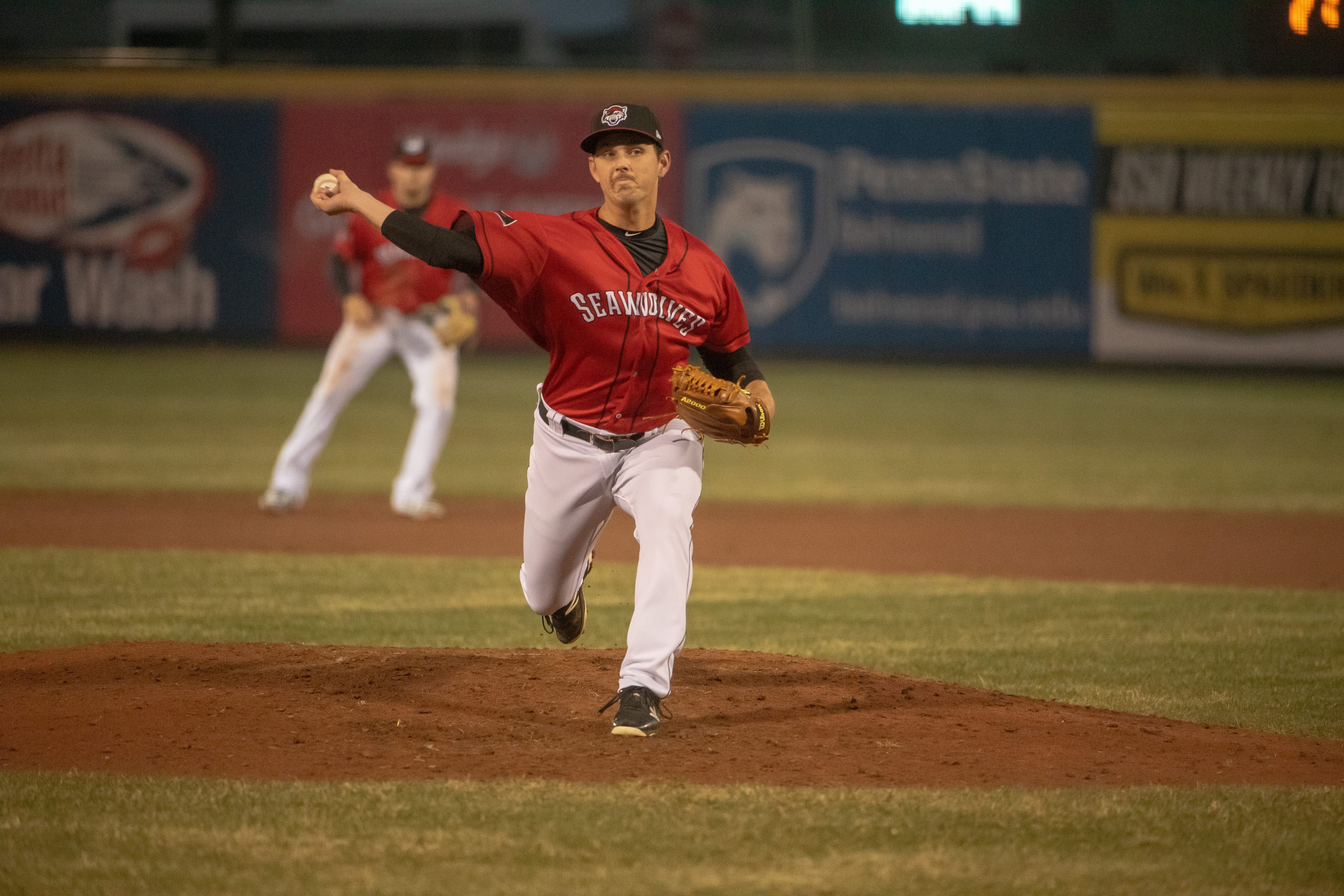 Detroit Tigers call up P Drew Carlton, send Zack Short to minors