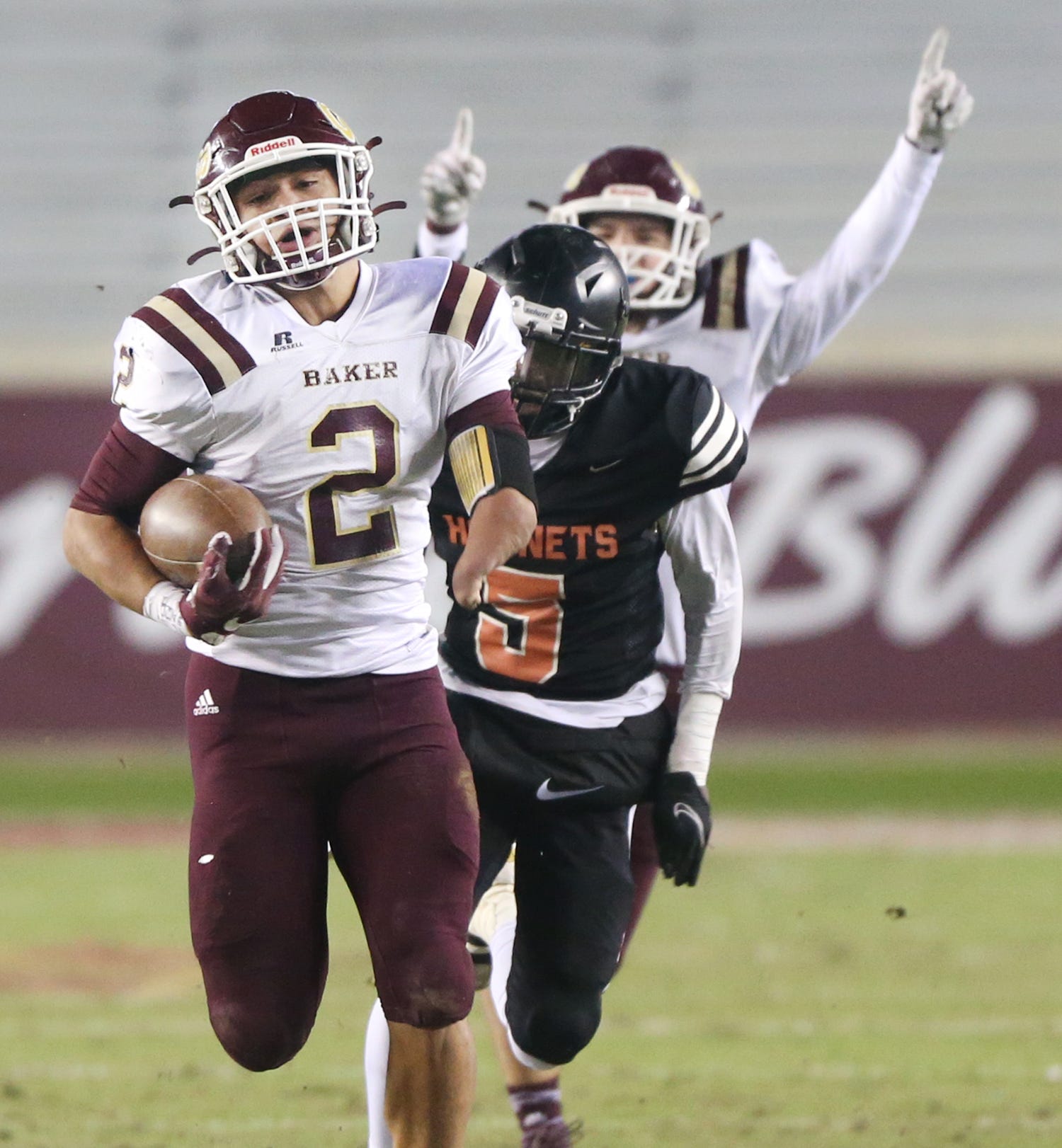 Kayleb Wagner of Baker smashes Florida rushing record of Derrick Henry