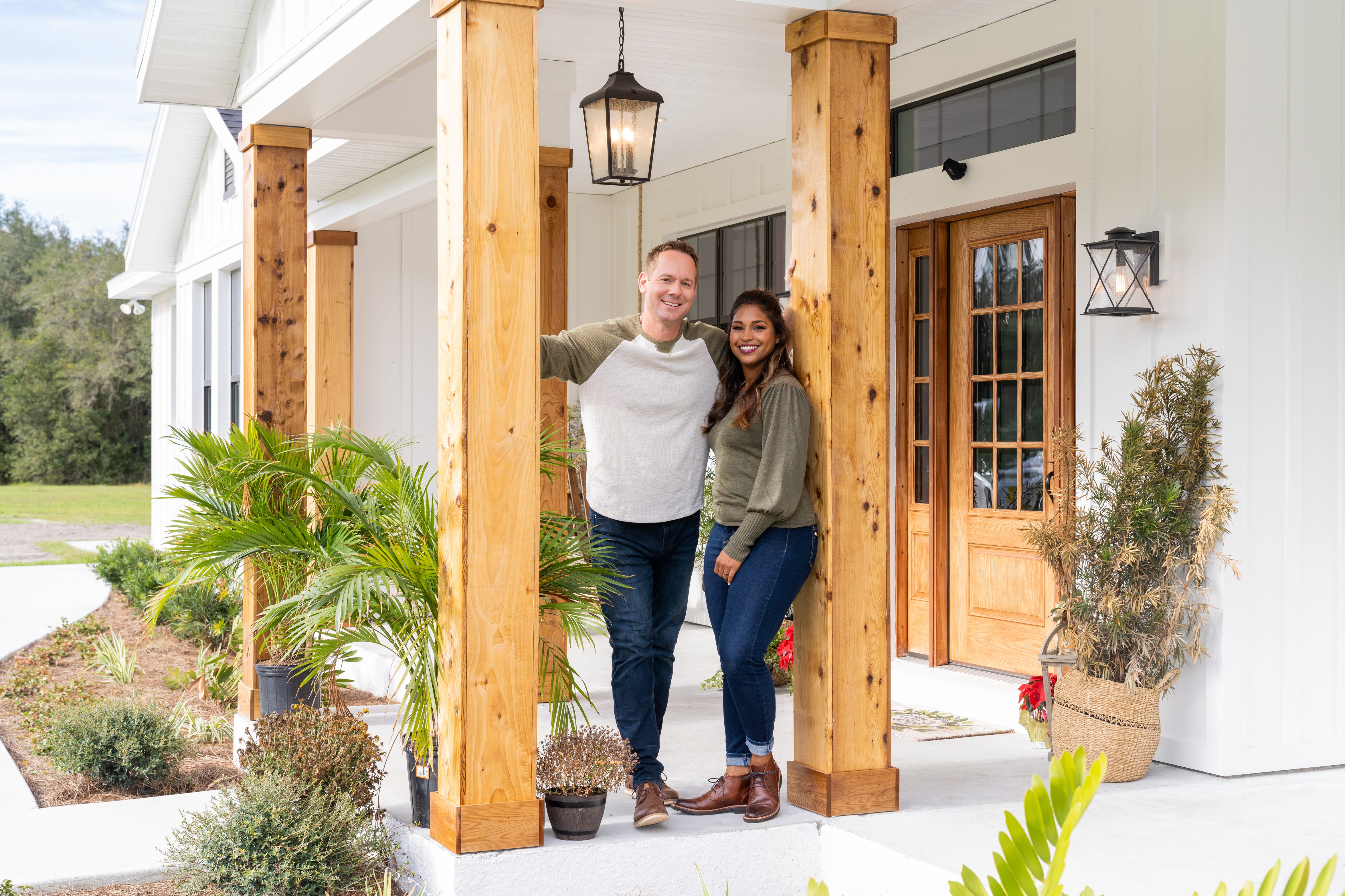 Mika and Brian Kleinschmidt build new homes in 100 days on HGTV hit