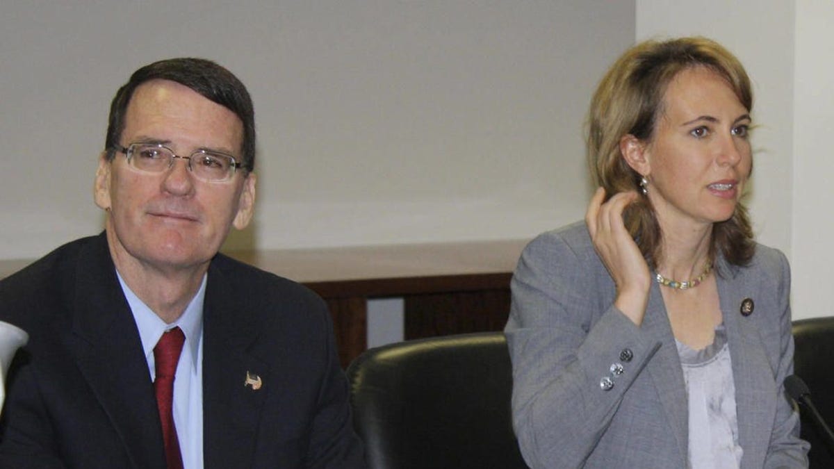 Gabby Giffords shooting: Judge John Roll among 6 killed near Tucson