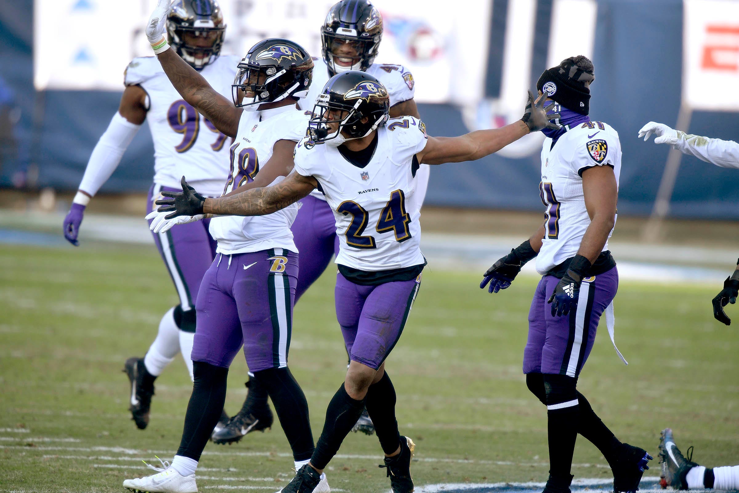 Baltimore Ravens stomp, dance on Titans midfield logo to cap NFL ...