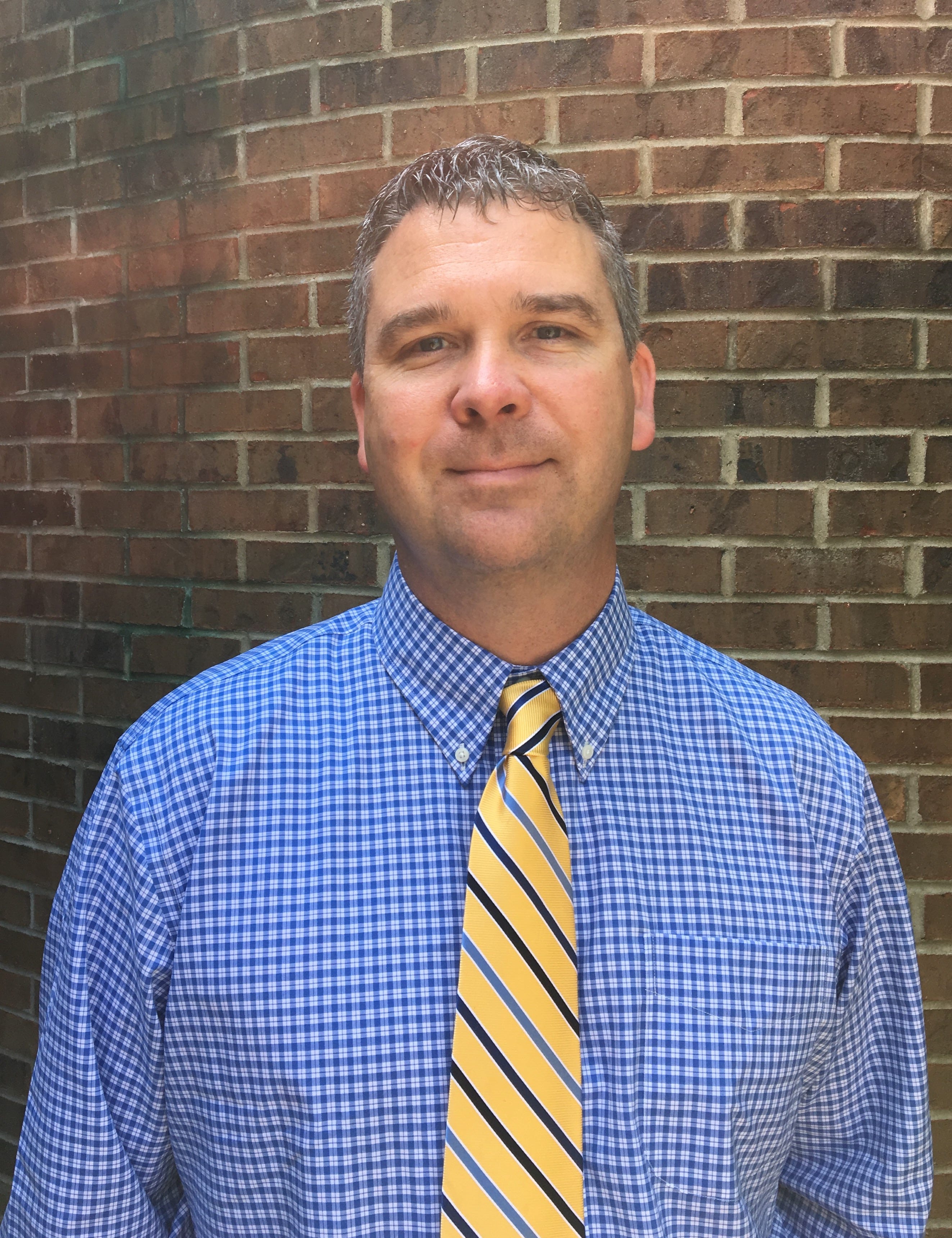 Murfreesboro school board interviews Chris Treadway for director job