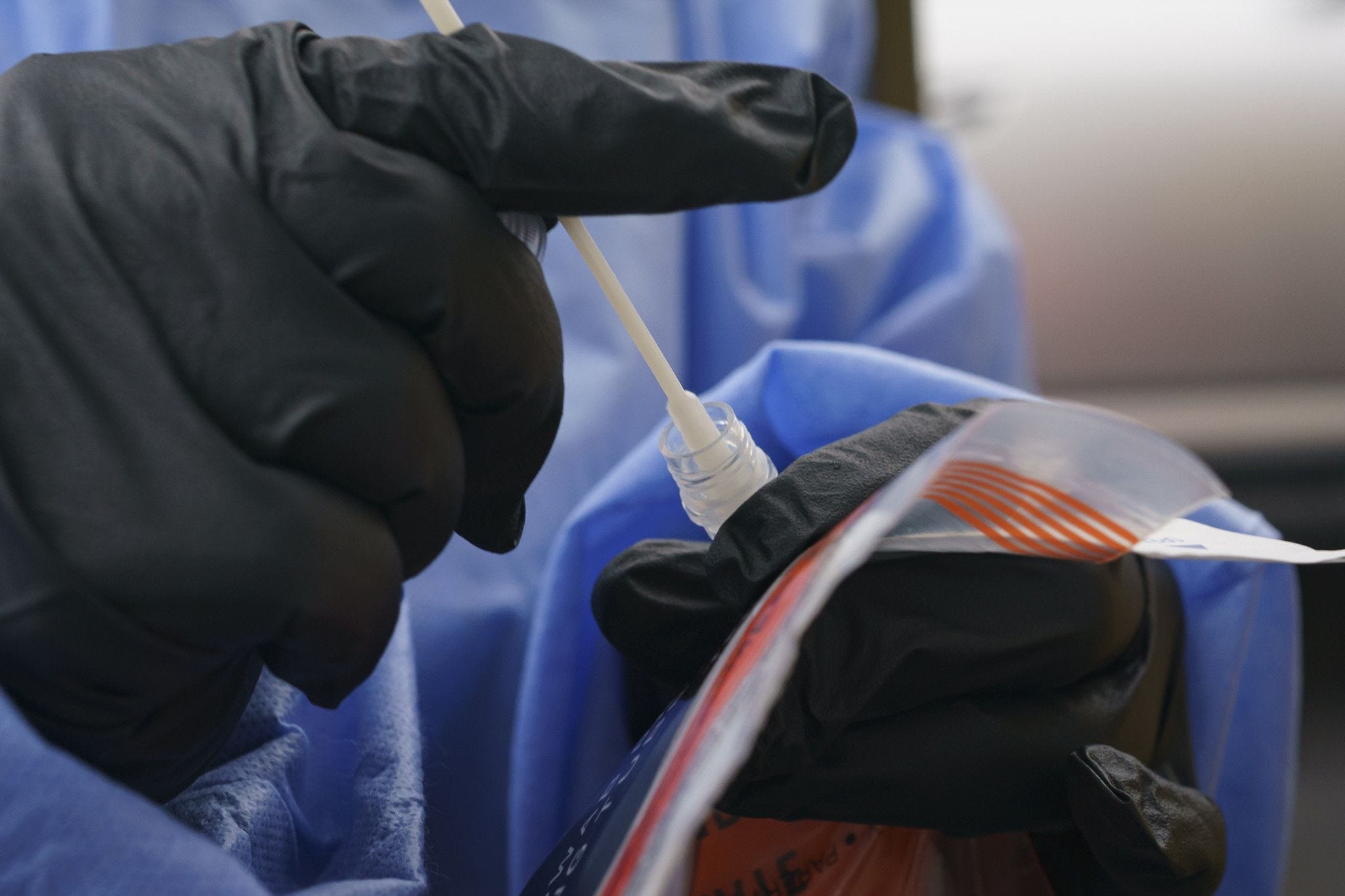 COVID Illinois: How to avoid scams with testing sites, at-home tests